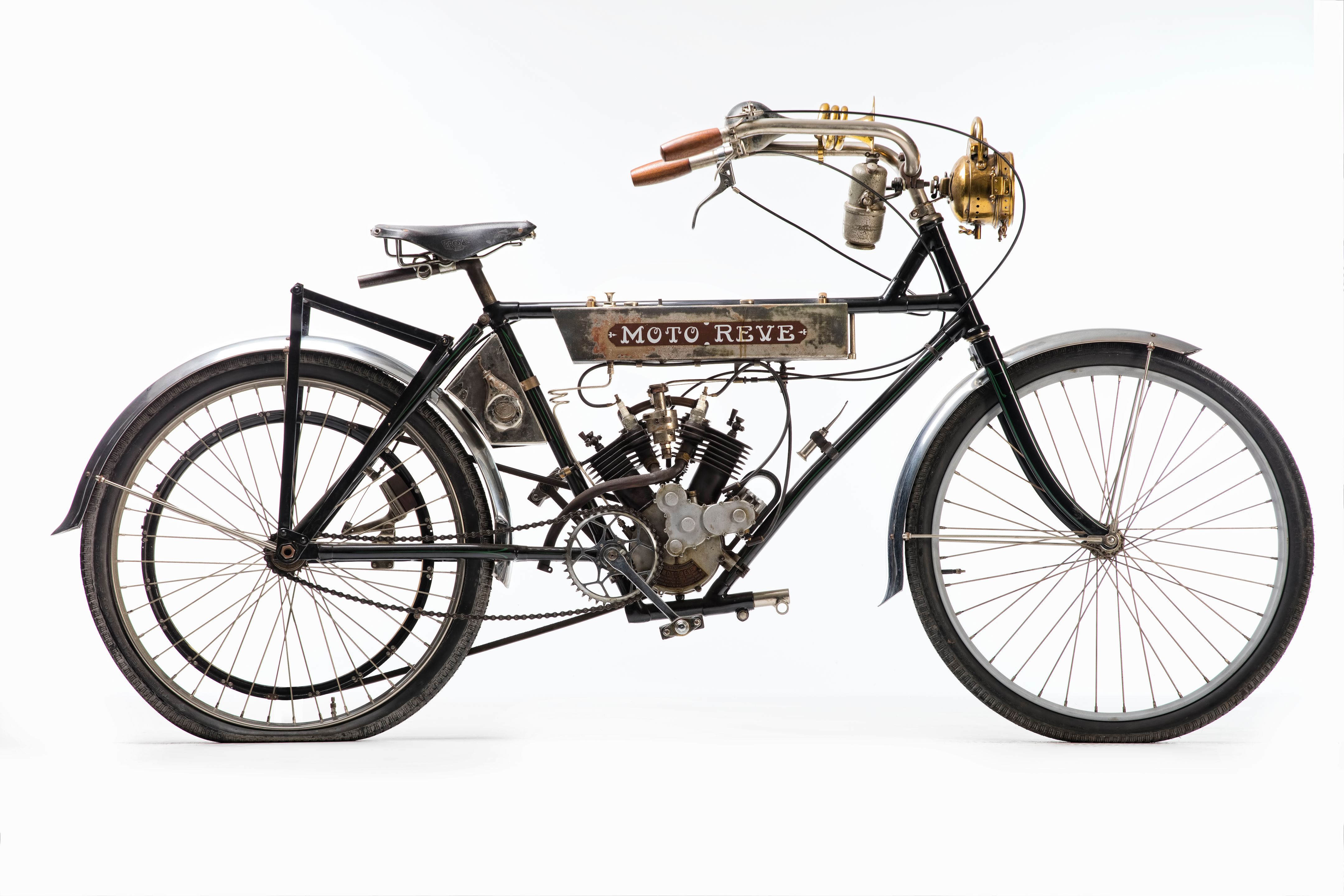 Bonhams Cars : 1907 Moto-Rêve 2½hp V-Twin Frame no. none visible Engine ...