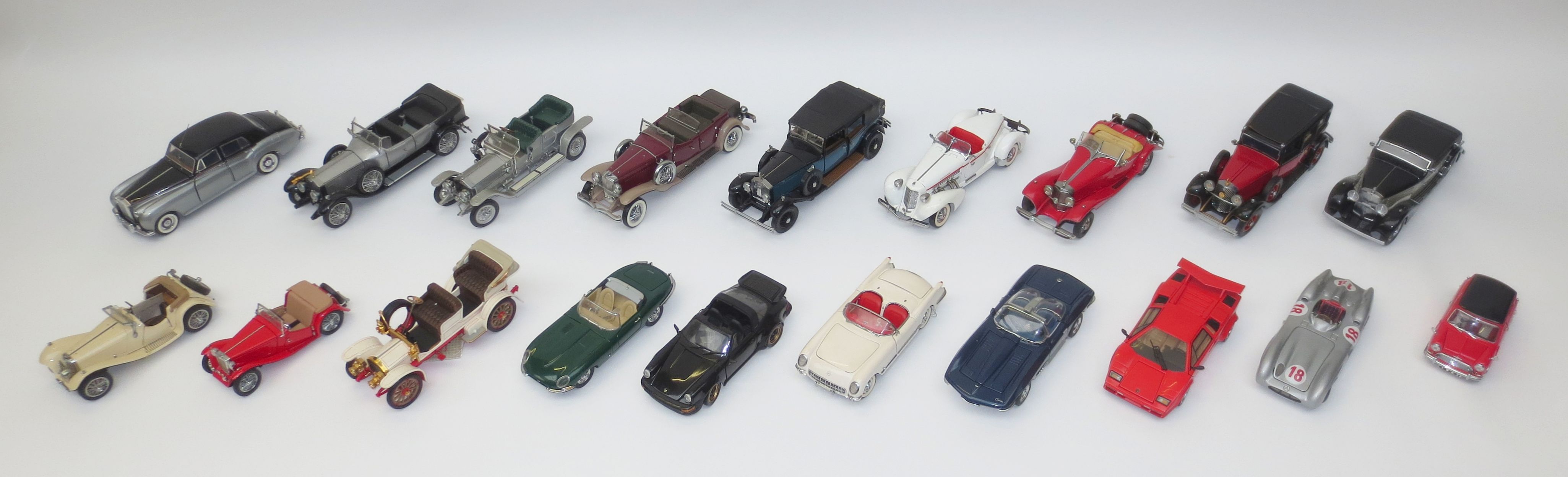 Bonhams Cars : Nineteen 1:24 scale die-cast model cars by Franklin mint ...