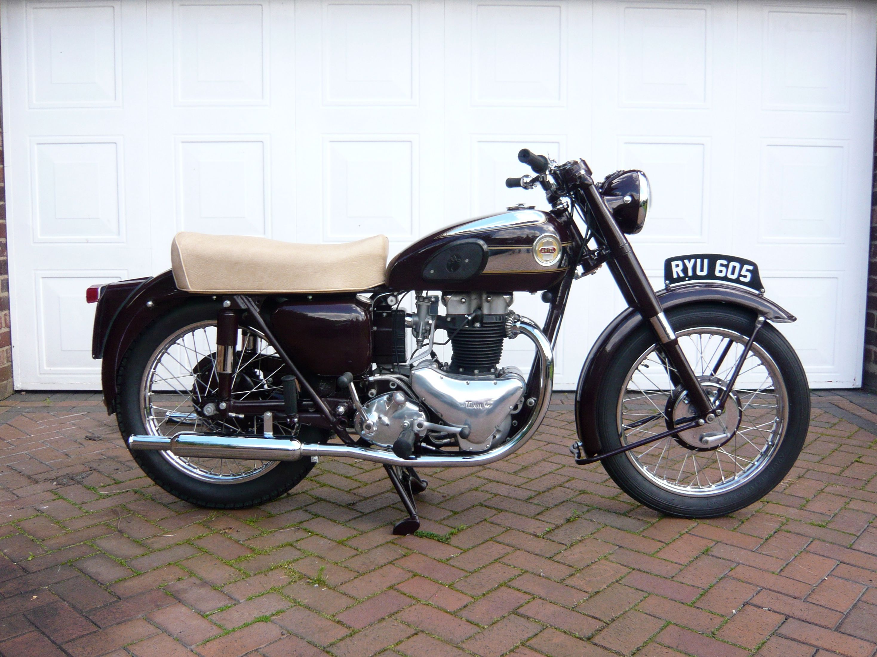 Bonhams Cars : 1955 Ariel 649cc FH Huntmaster Frame no. PR 1561 Engine ...