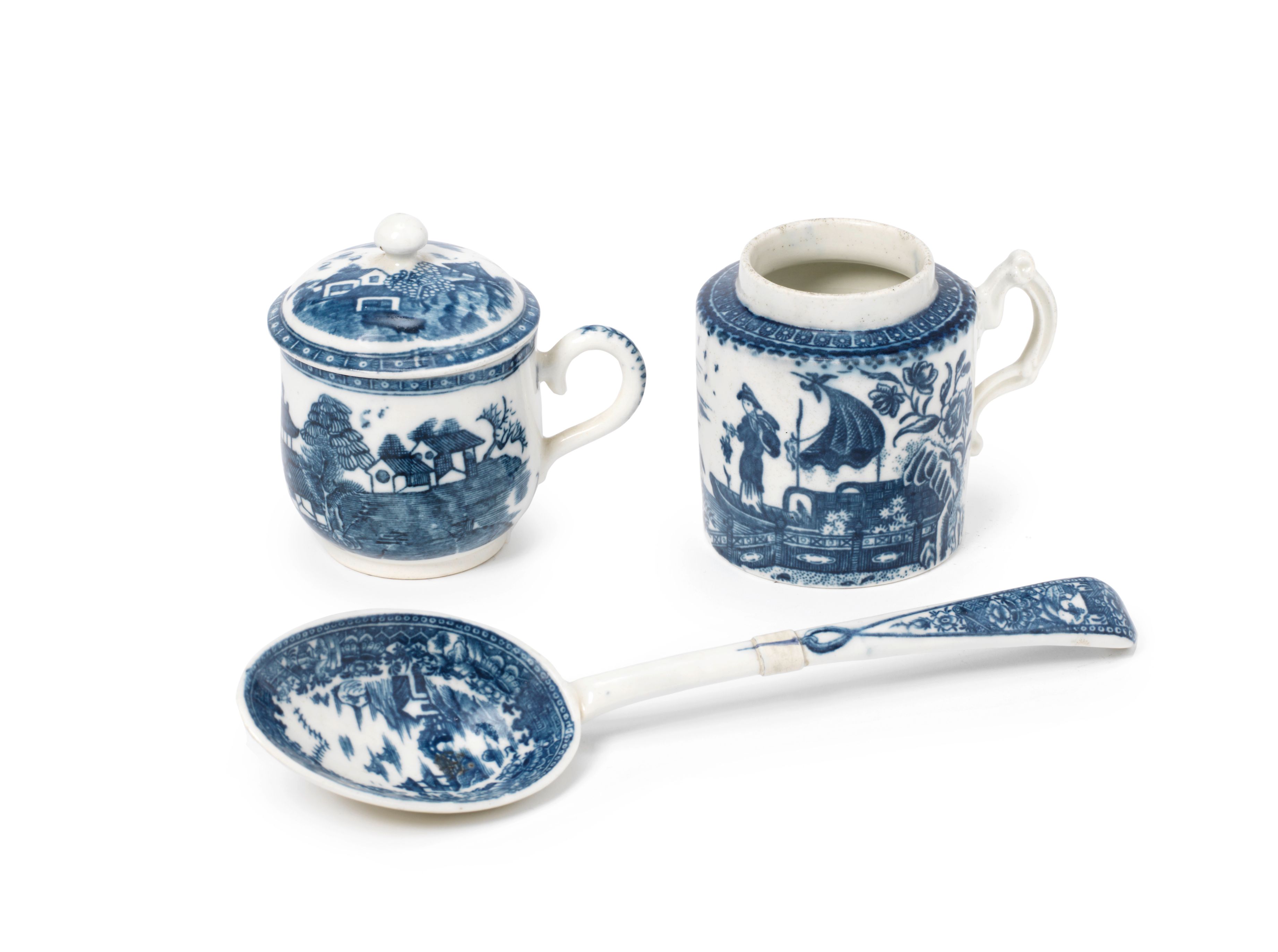 Bonhams : A Caughley custard cup and cover, a very rare table spoon and ...
