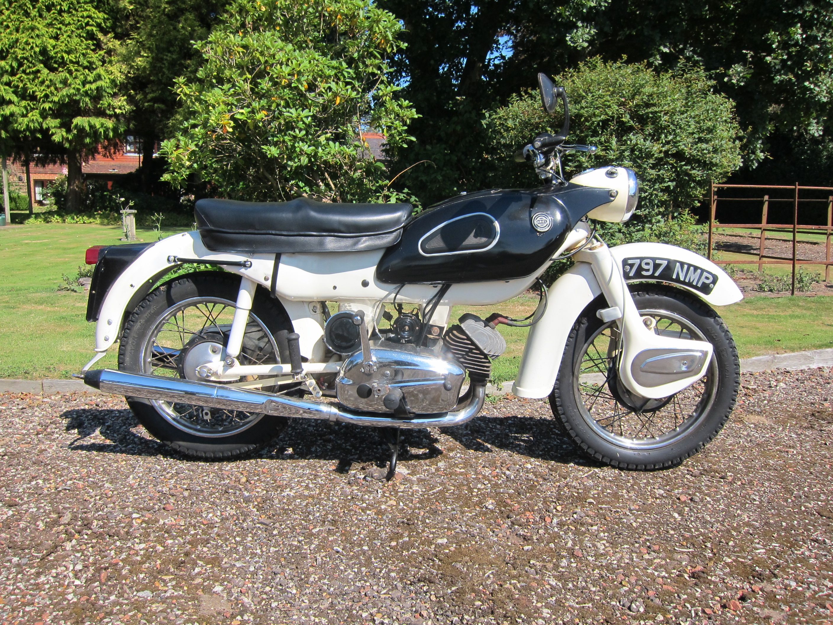 Bonhams Cars : 1962 Ariel 247cc Arrow Frame no. T26807/T Engine no. T ...