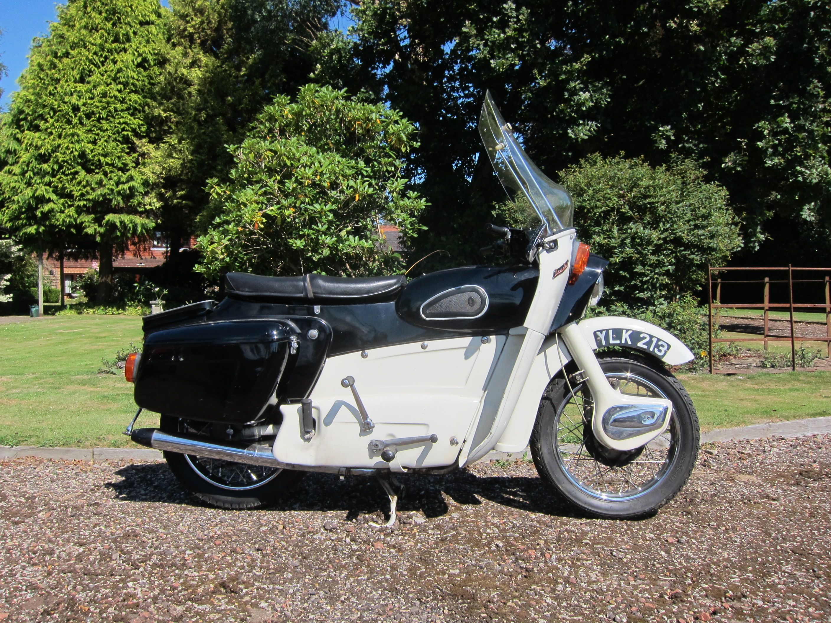 Bonhams Cars : 1960 Ariel 247cc Leader Frame no. T8114/A Engine no. T8114/A
