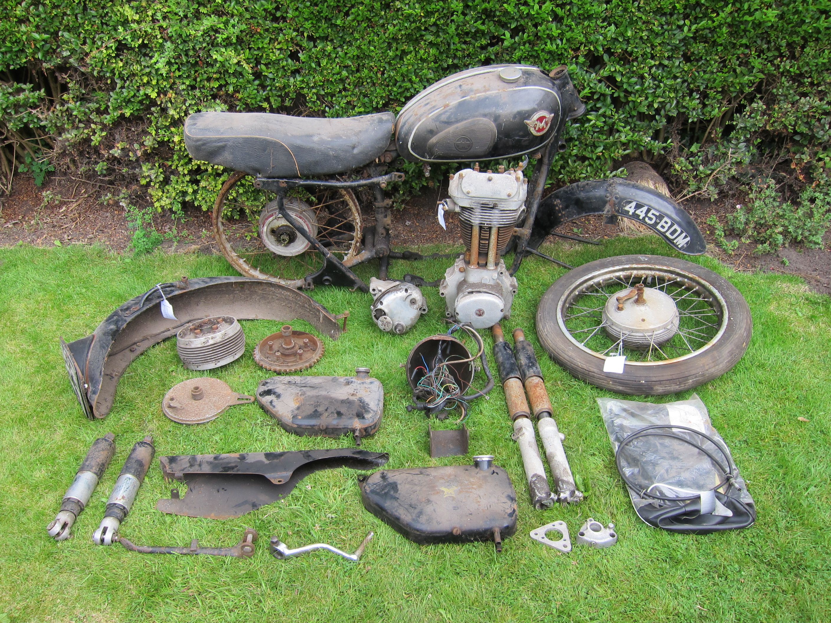 Bonhams Cars : 1962 Matchless 347cc G3 Project Frame no. A80892 Engine ...