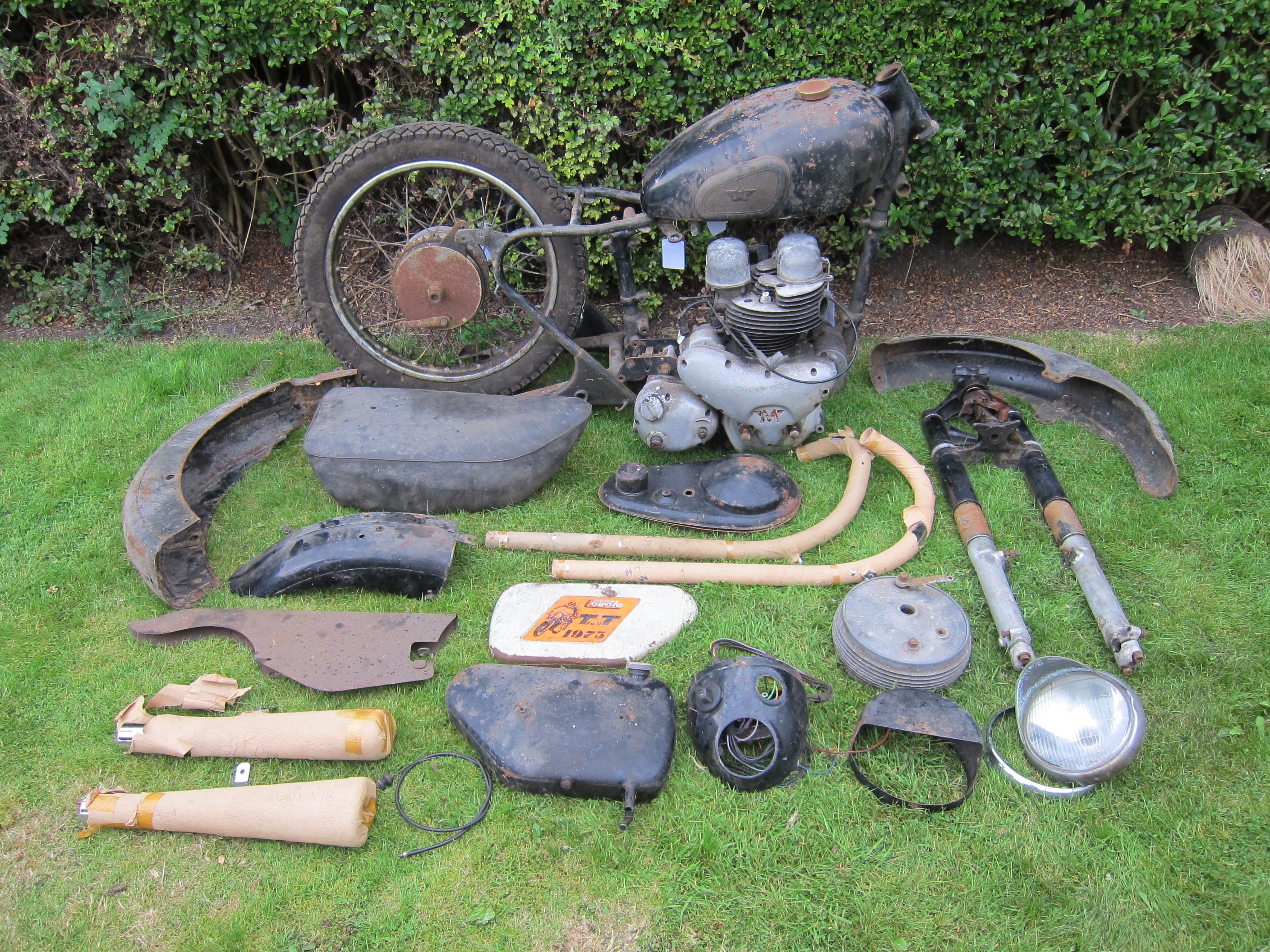 Bonhams Cars : 1957 Matchless 498cc G9 Project Frame no. A39016 (see ...