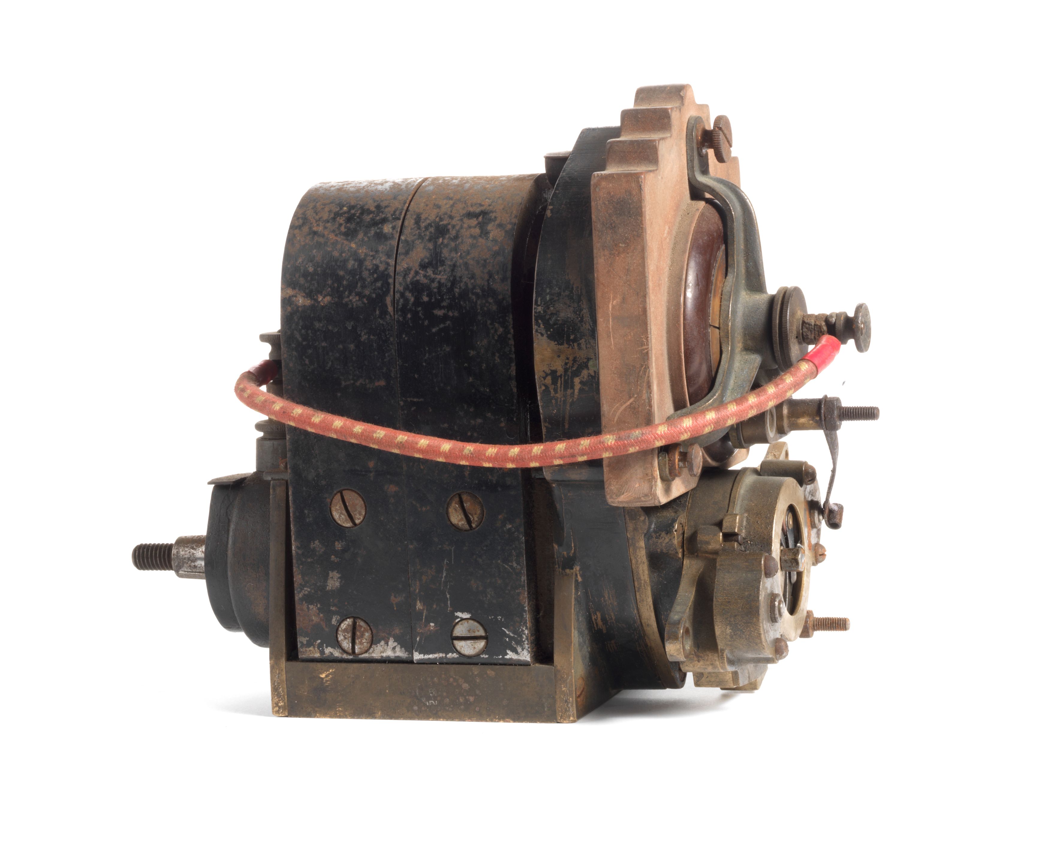 Bonhams Cars : A Bosch Type DR6 Dual magneto, ((2))