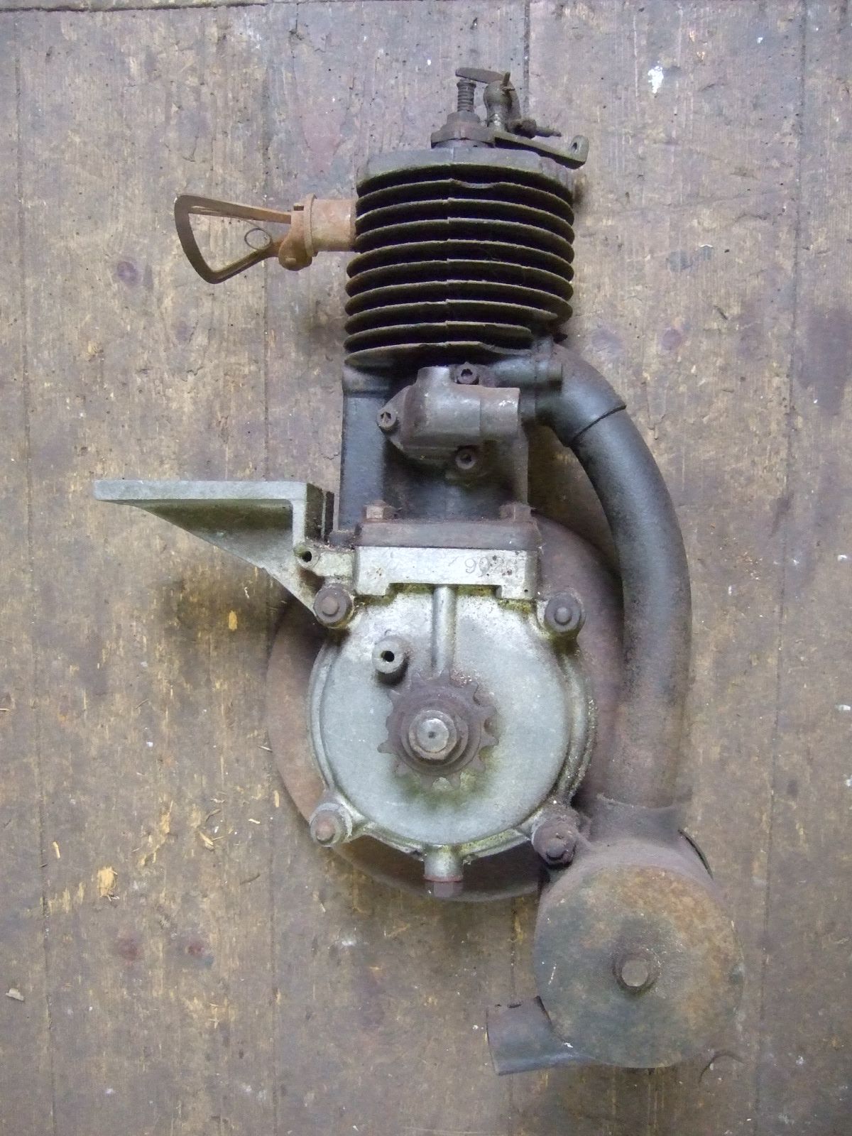 Bonhams Cars : An unidentified believed Vintage two-stroke engine