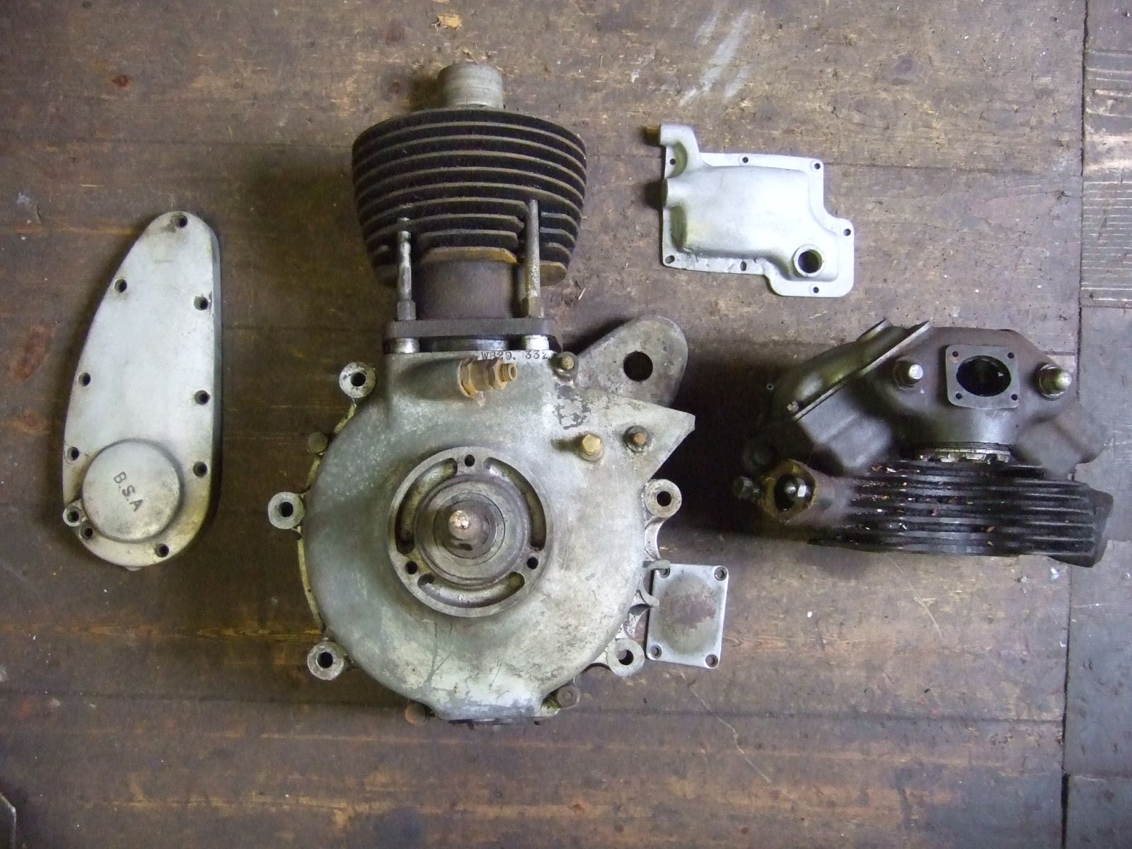 Bonhams Cars : A 1940 BSA 350cc OHV Silver Sport engine