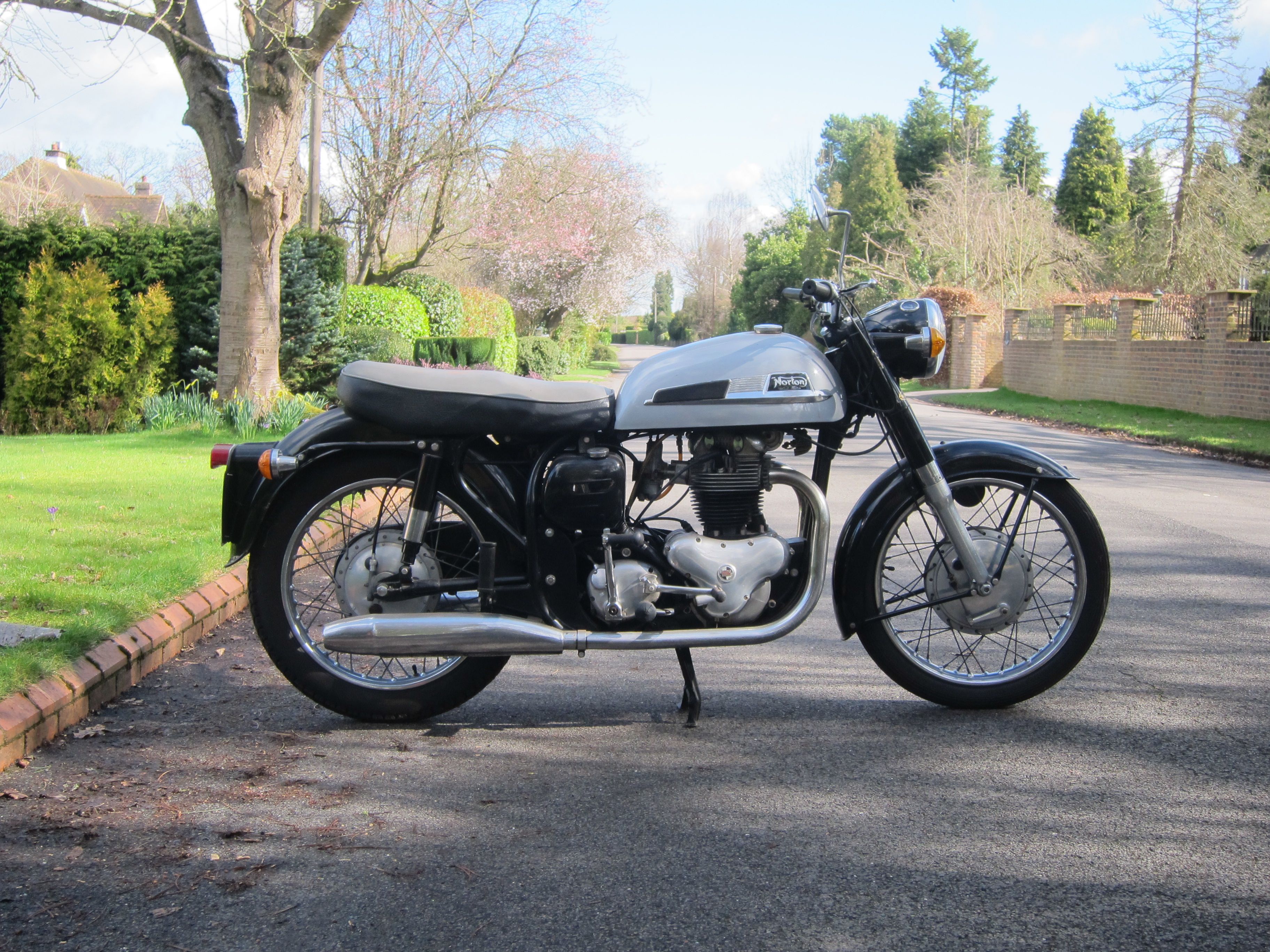 Bonhams Cars : 1960 Norton 600cc 'Dominator 99' (see text) Frame no ...
