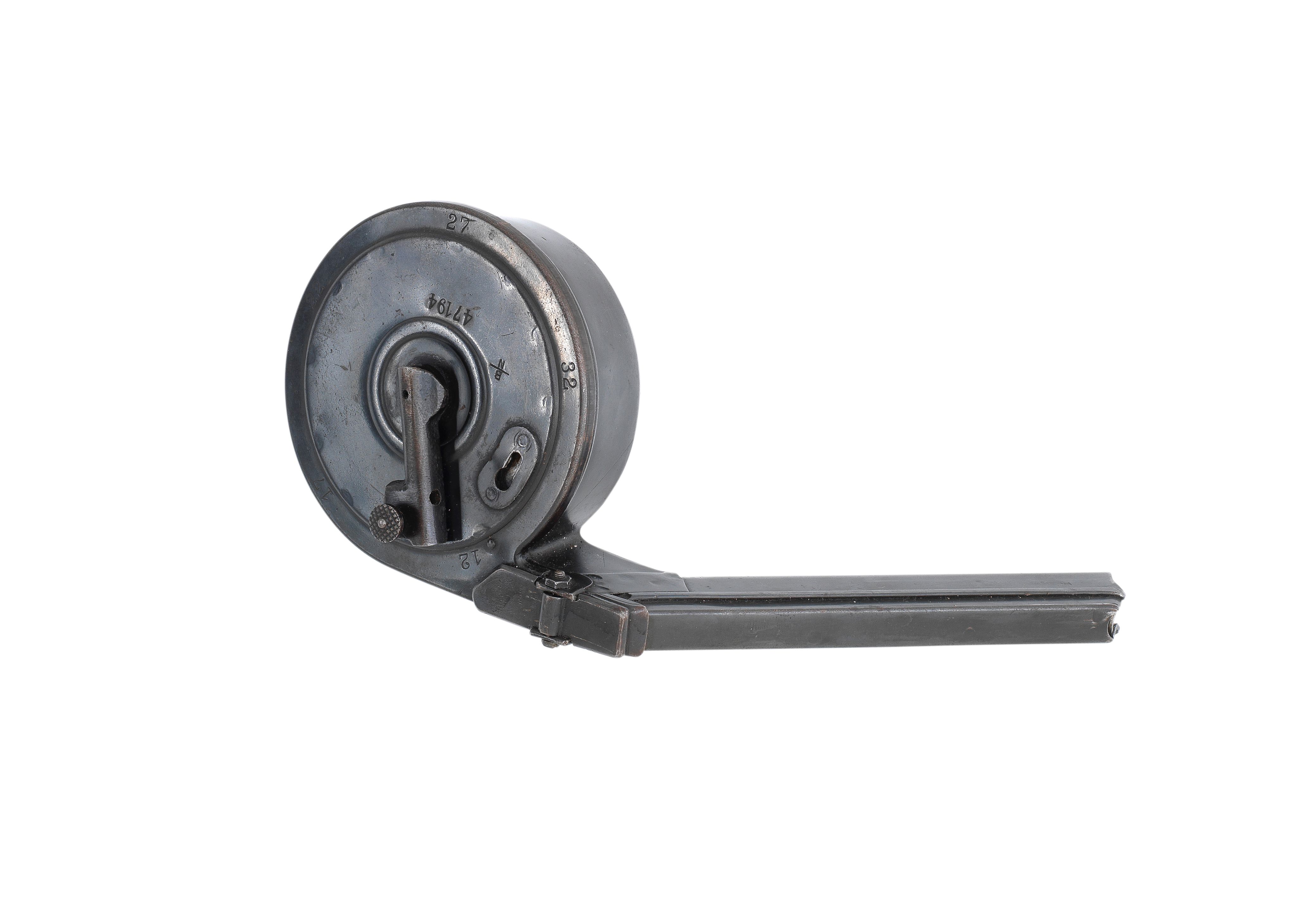 Bonhams : A 32-round snail-drum magazine for a luger pistol, no. 47194