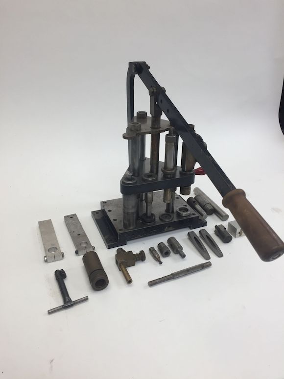 Bonhams : A cartridge reloading machine
