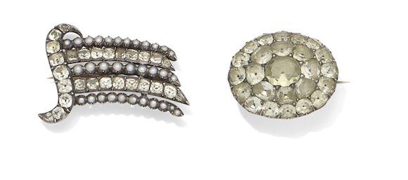 Bonhams : Two late 18th century/early 19th century chrysoberyl brooches (2)