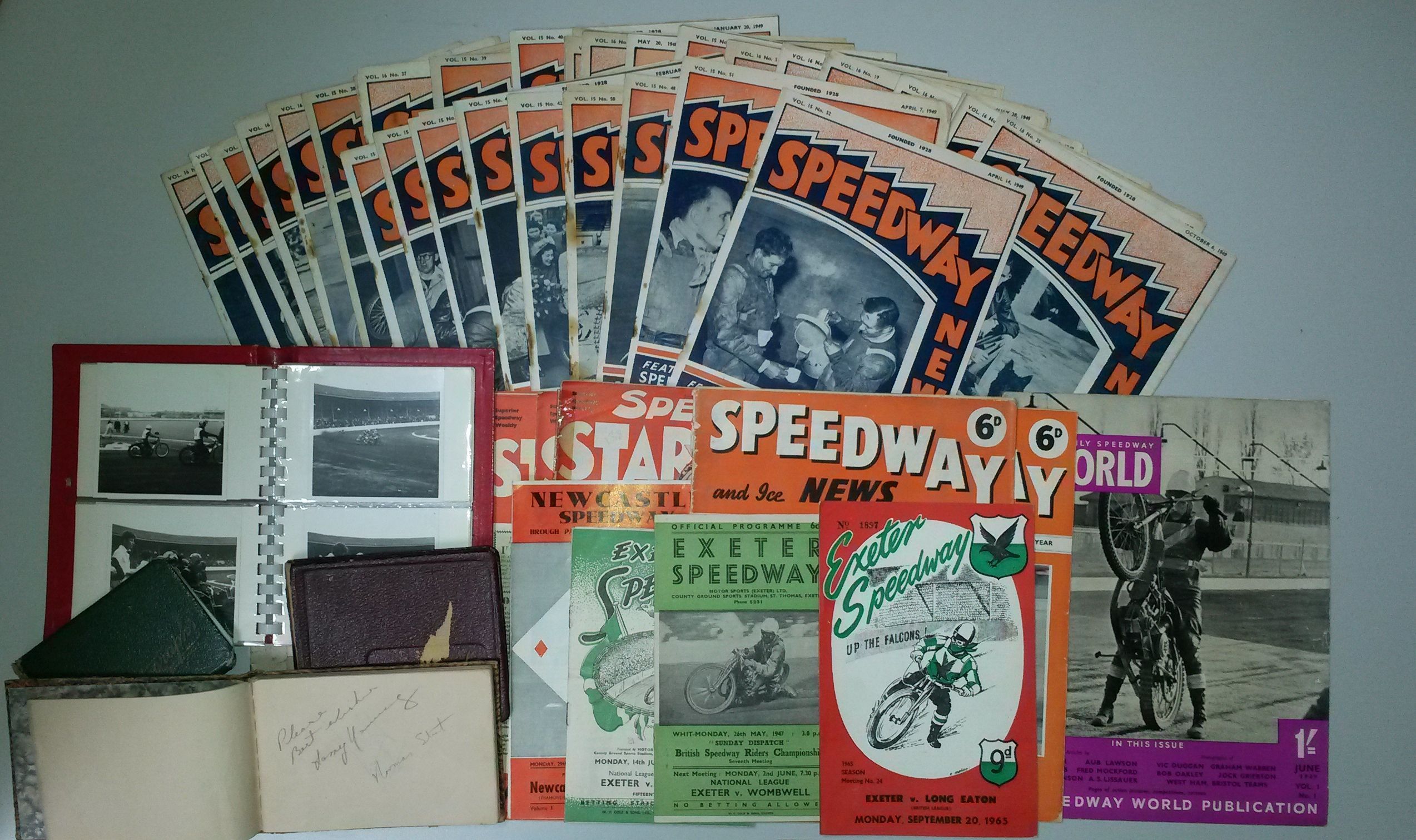 Bonhams Cars : A large collection of Speedway literature, ((Qty))