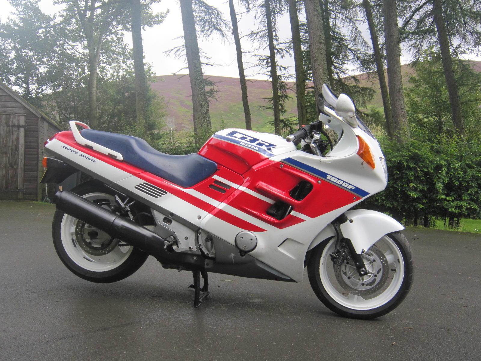 Bonhams Cars : 1991 Honda CBR1000F-L Frame no. SC24 2102589 Engine no ...