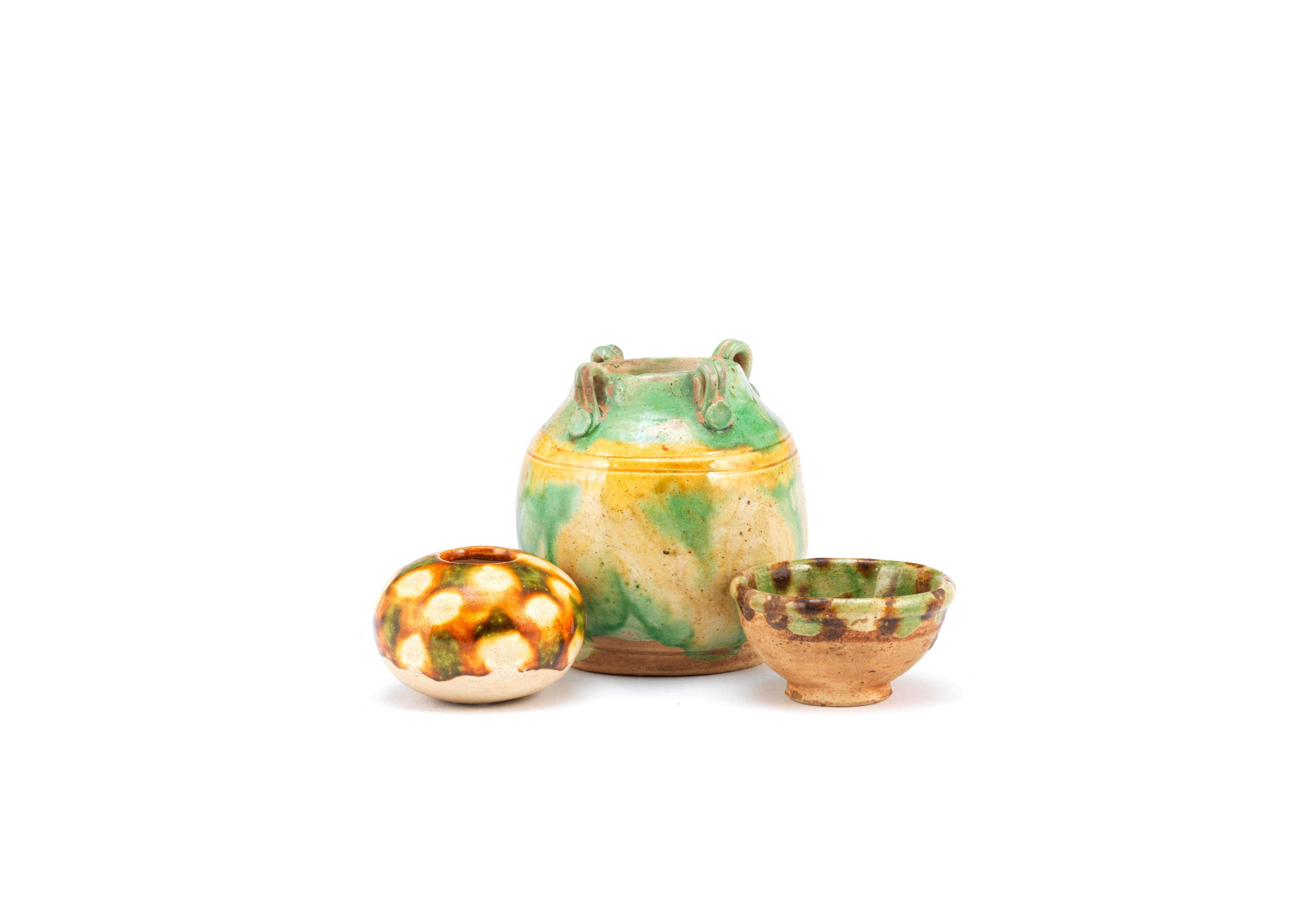 Bonhams : A small sancai-glazed water pot Tang Dynasty (3)