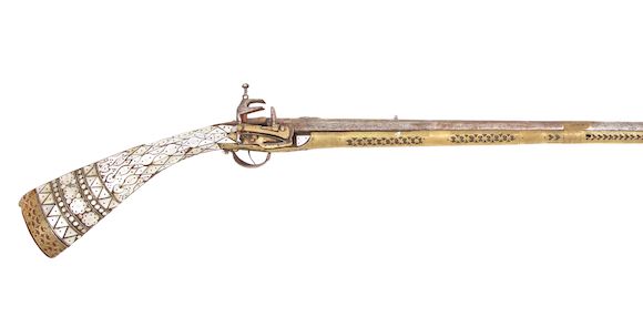 Bonhams : A Balkan 22-Bore Miquelet-Lock Gun (Džeferdar)