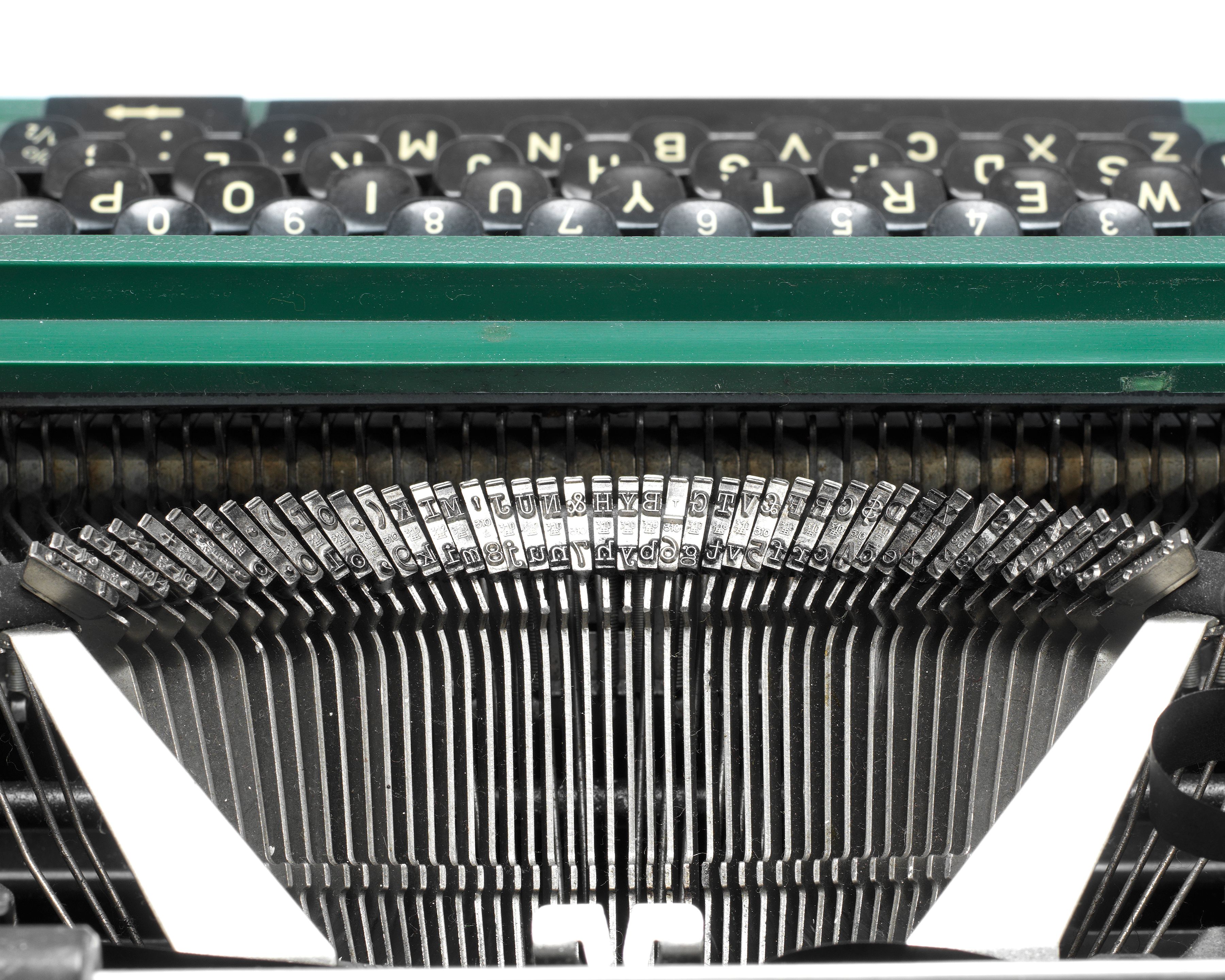 Bonhams : HUGHES (TED) Ted Hughes's Silver-Reed 500 typewriter, 1980s