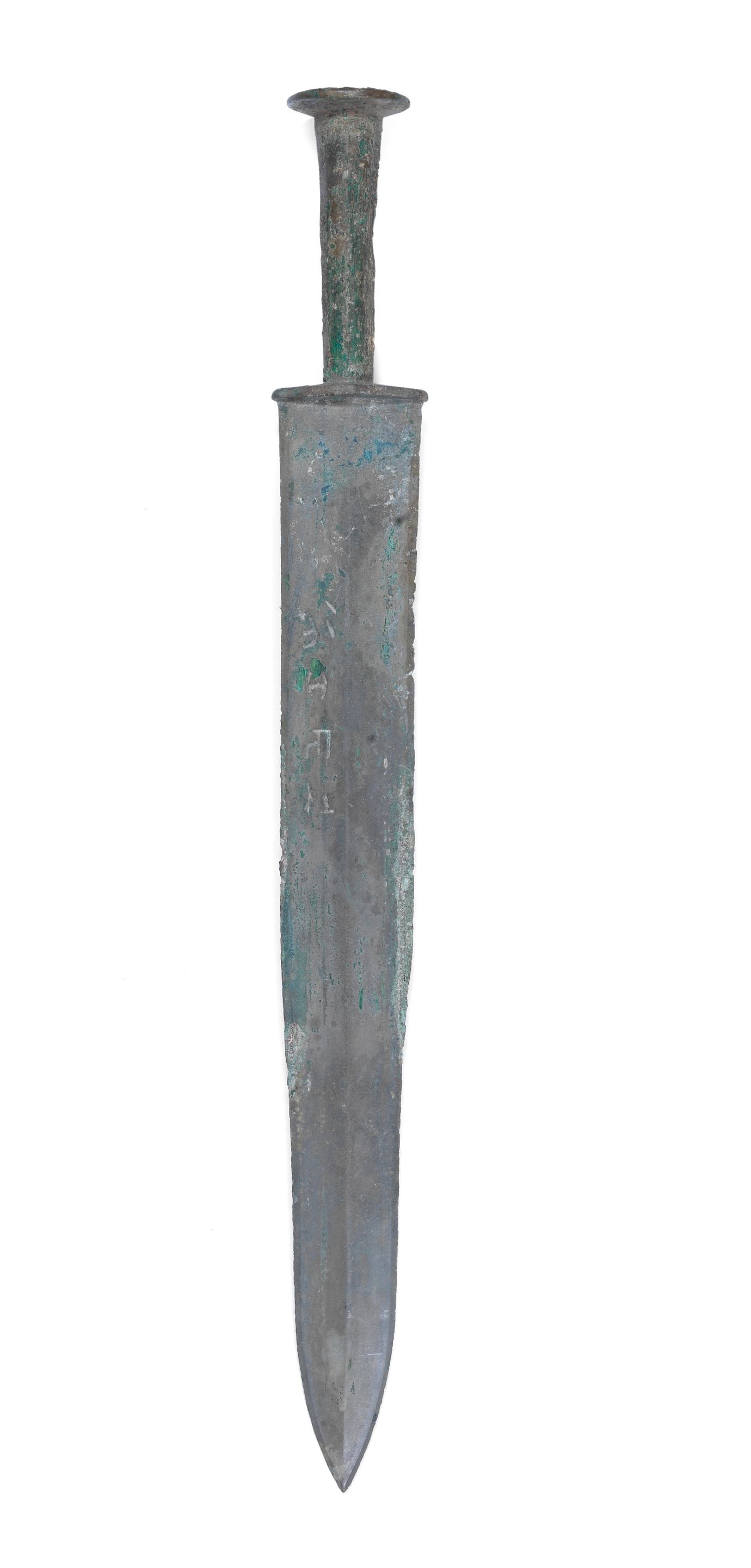 Bonhams : An archaic bronze sword, Jian Eastern Zhou Dynasty (2)