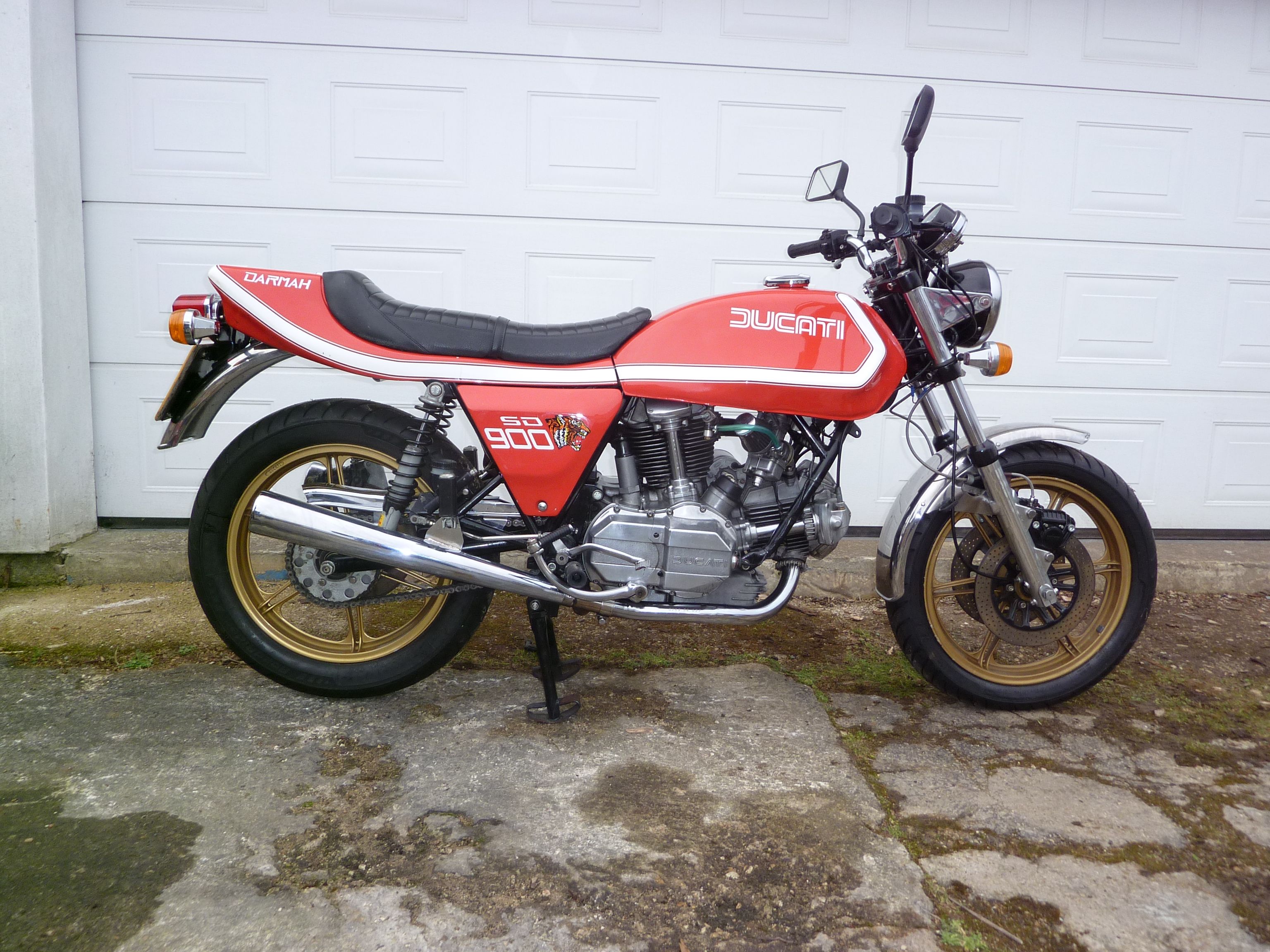 Bonhams Cars : 1979 Ducati 864cc SD900 Darmah Frame no. DM860SS 900572 ...