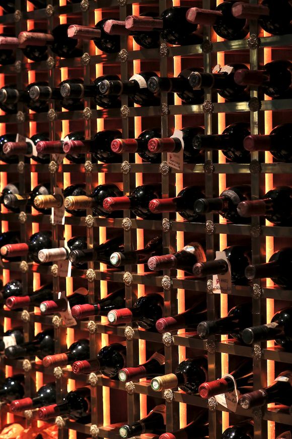 Bonhams : An assortment of table wines, port, Massandra and Armagnac