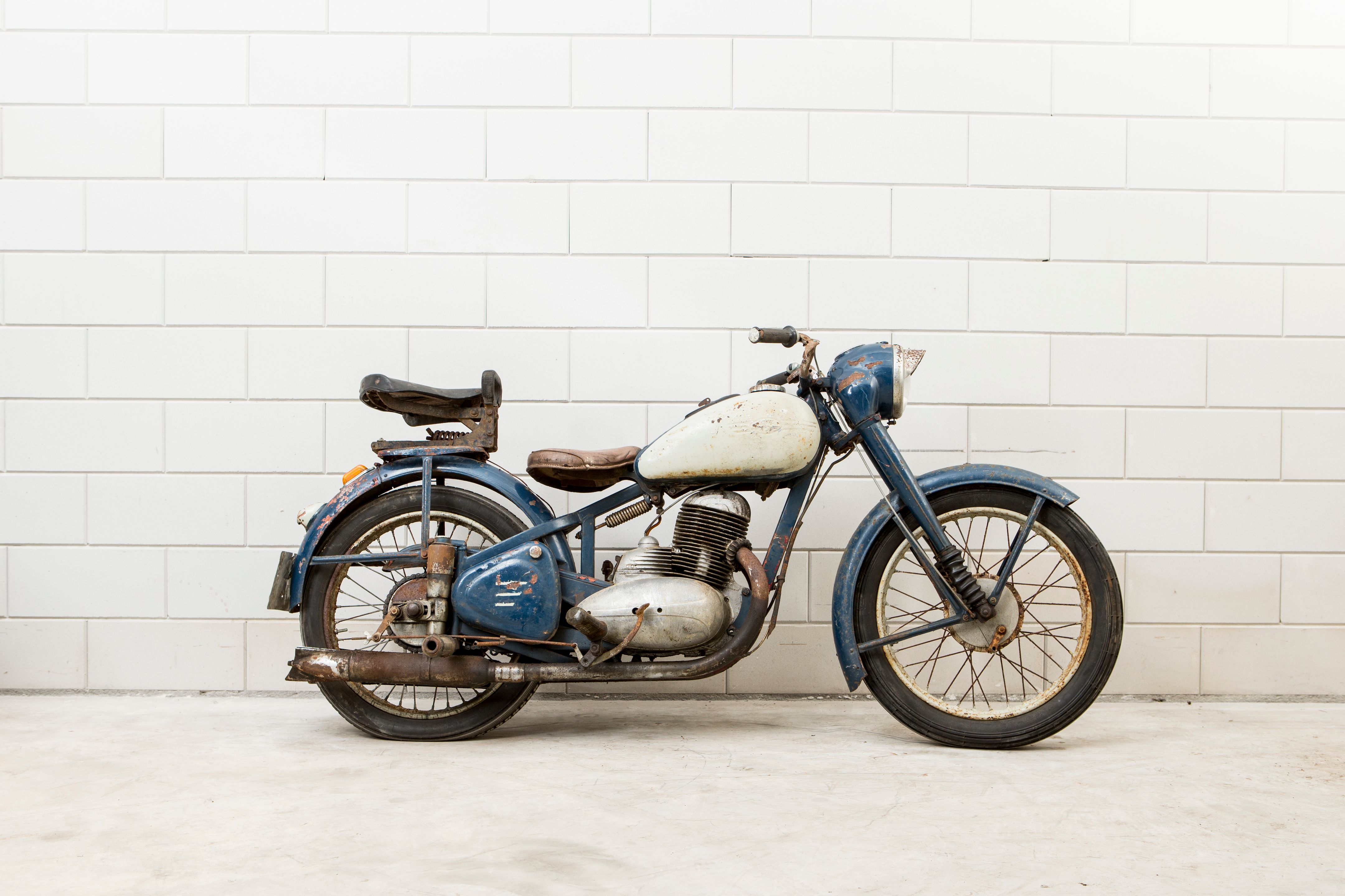 Bonhams Cars : 1950 Jawa 248cc Type 11 Frame no. 11-60730 Engine no. 11 ...