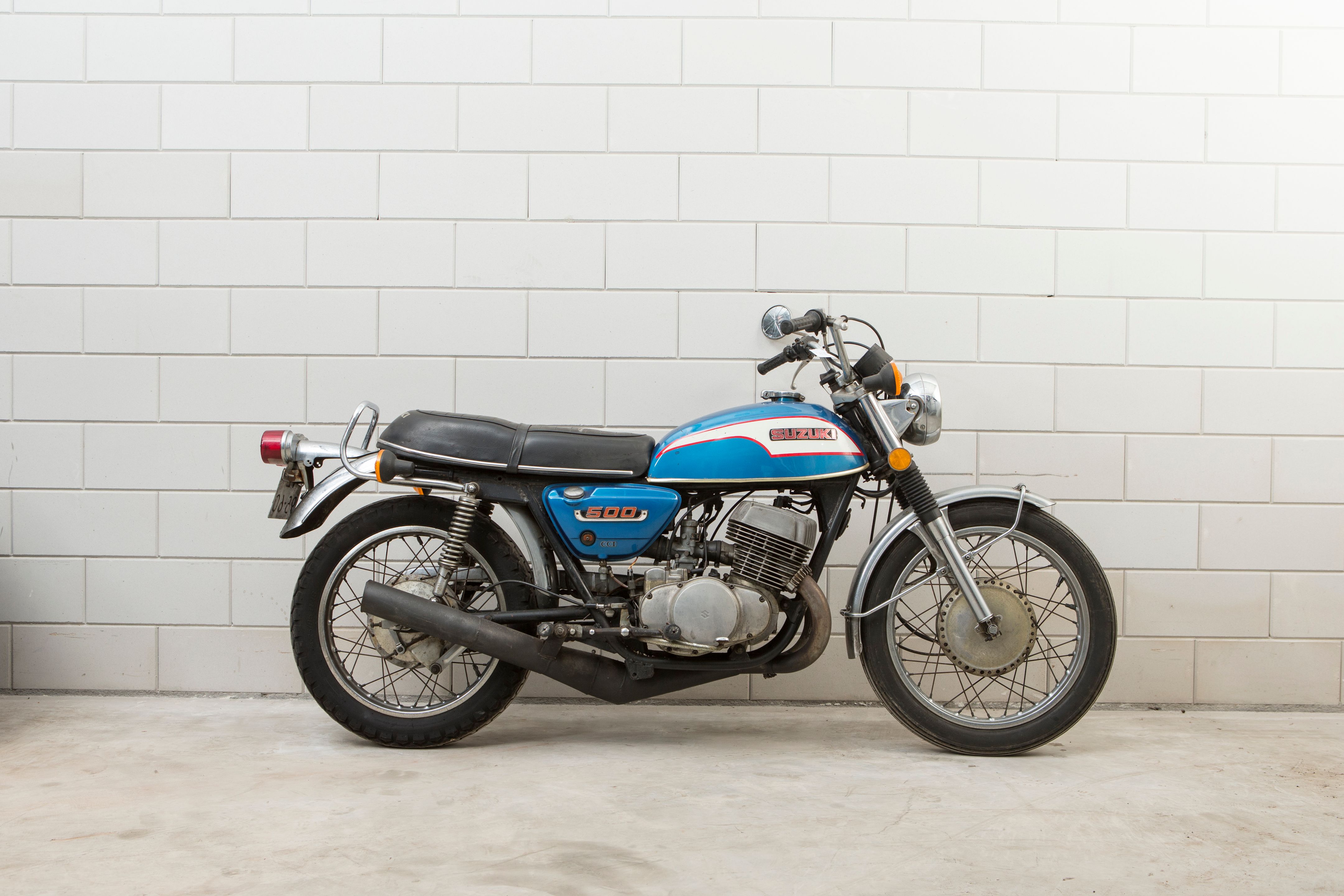 Bonhams Cars : 1974 Suzuki T500 Frame no. T500-69366 Engine no. T500-69366