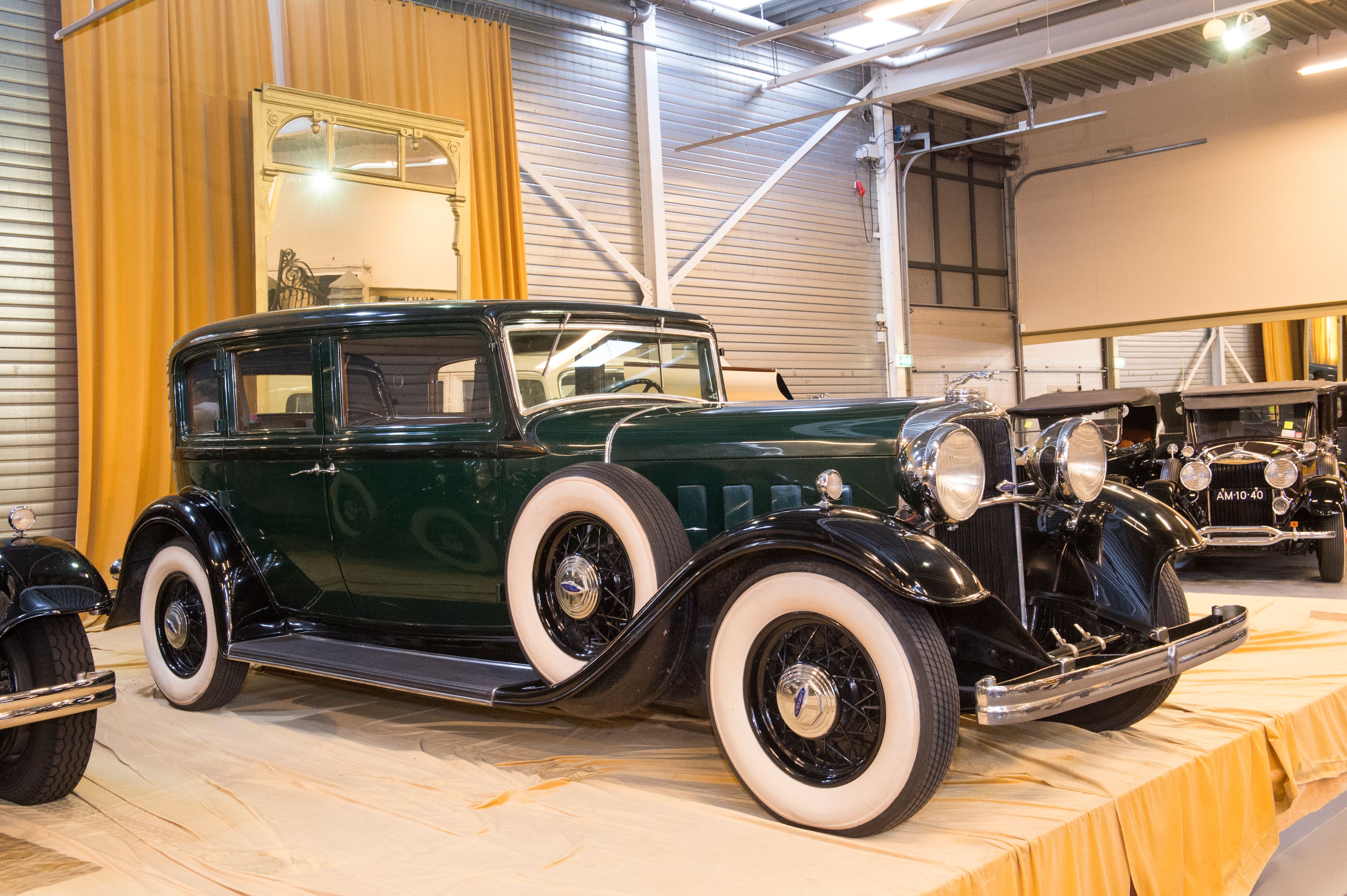 Bonhams Cars : 1932 Lincoln Type 236 Sedan Chassis no. KB954