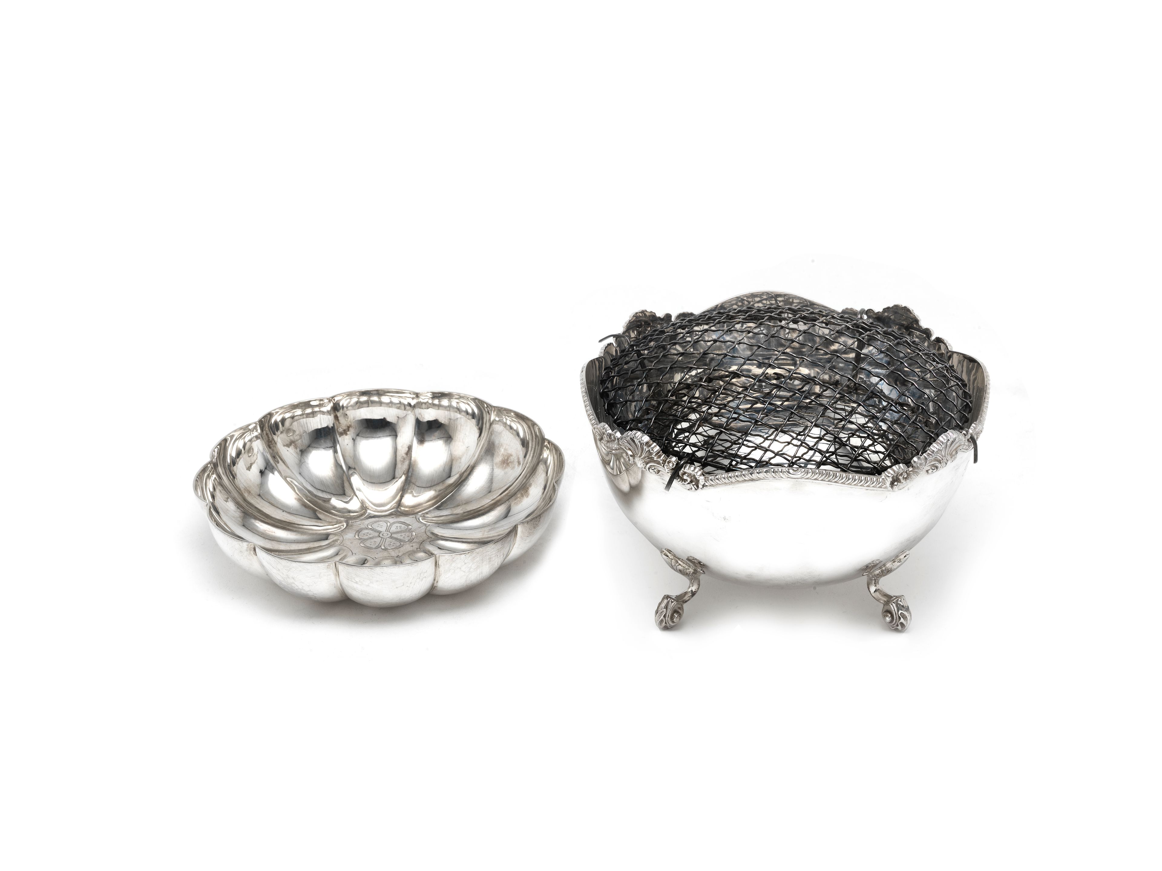 Bonhams : A silver rose bowl by Asprey & Co, Sheffield 1977 With a ...