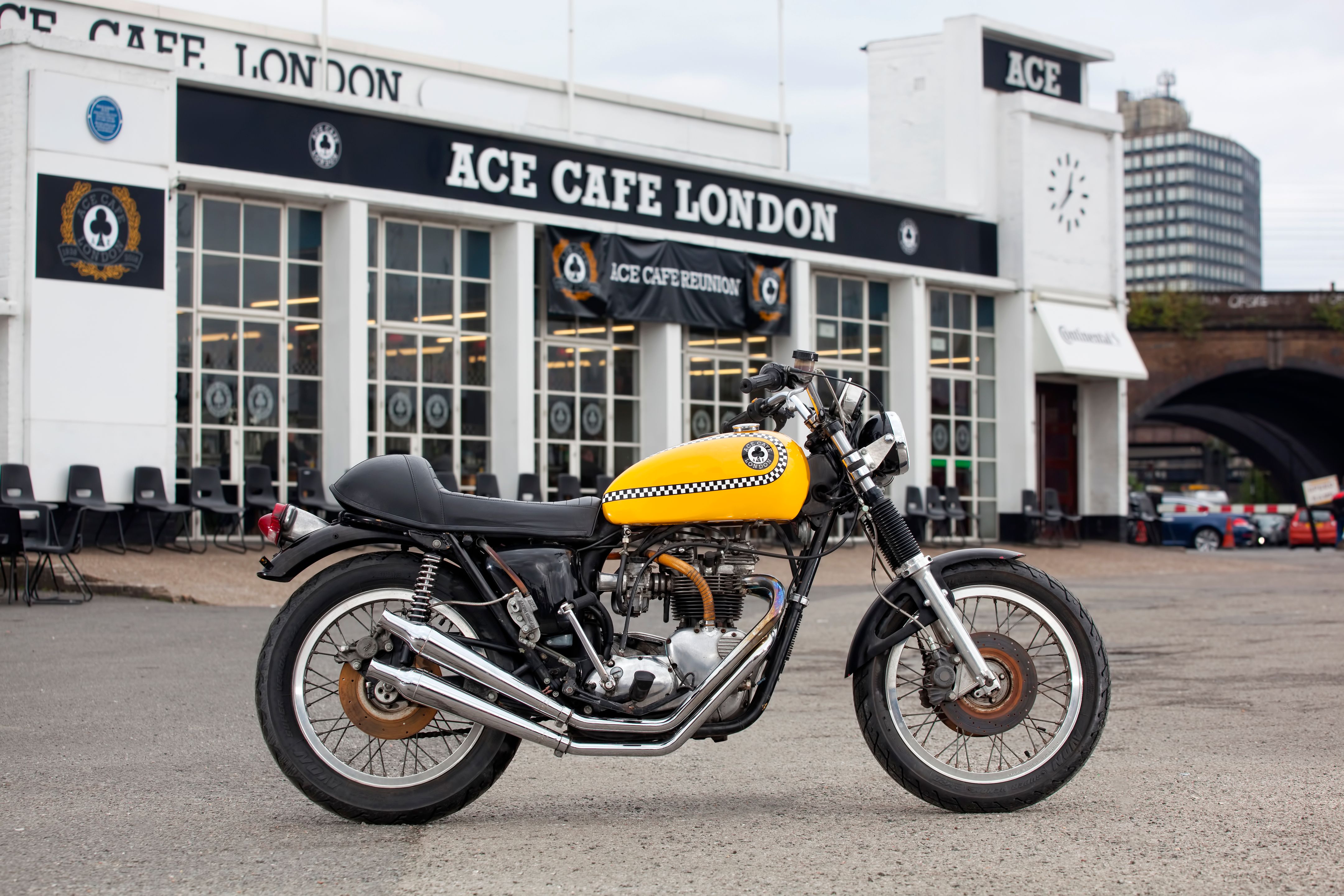 1979 Triumph T140 750cc 'Flat Tracker' Special Registration no. KDL ...