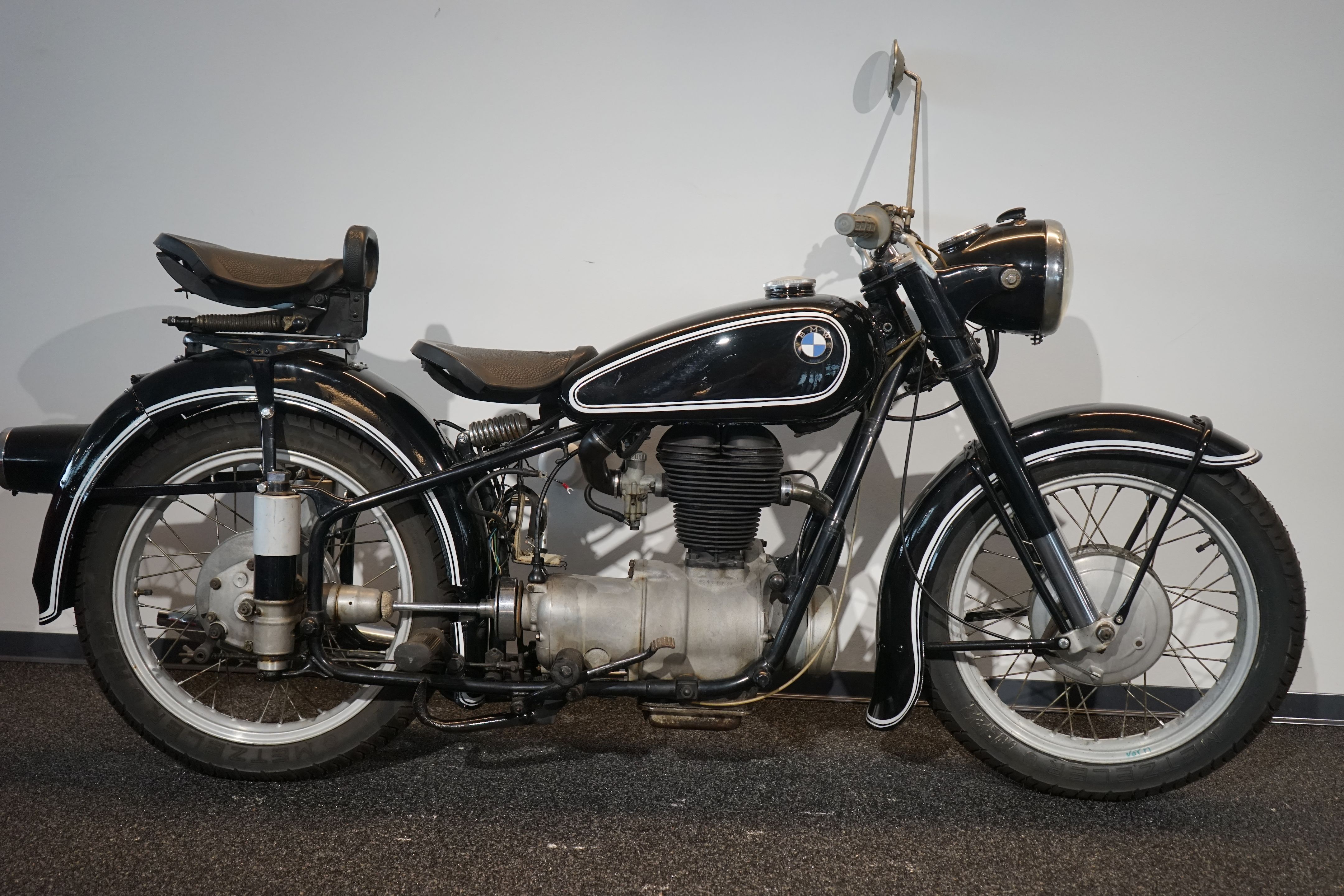1950 BMW 247cc R25 Registration no. 272 JRO Frame no. 229869 Engine no ...