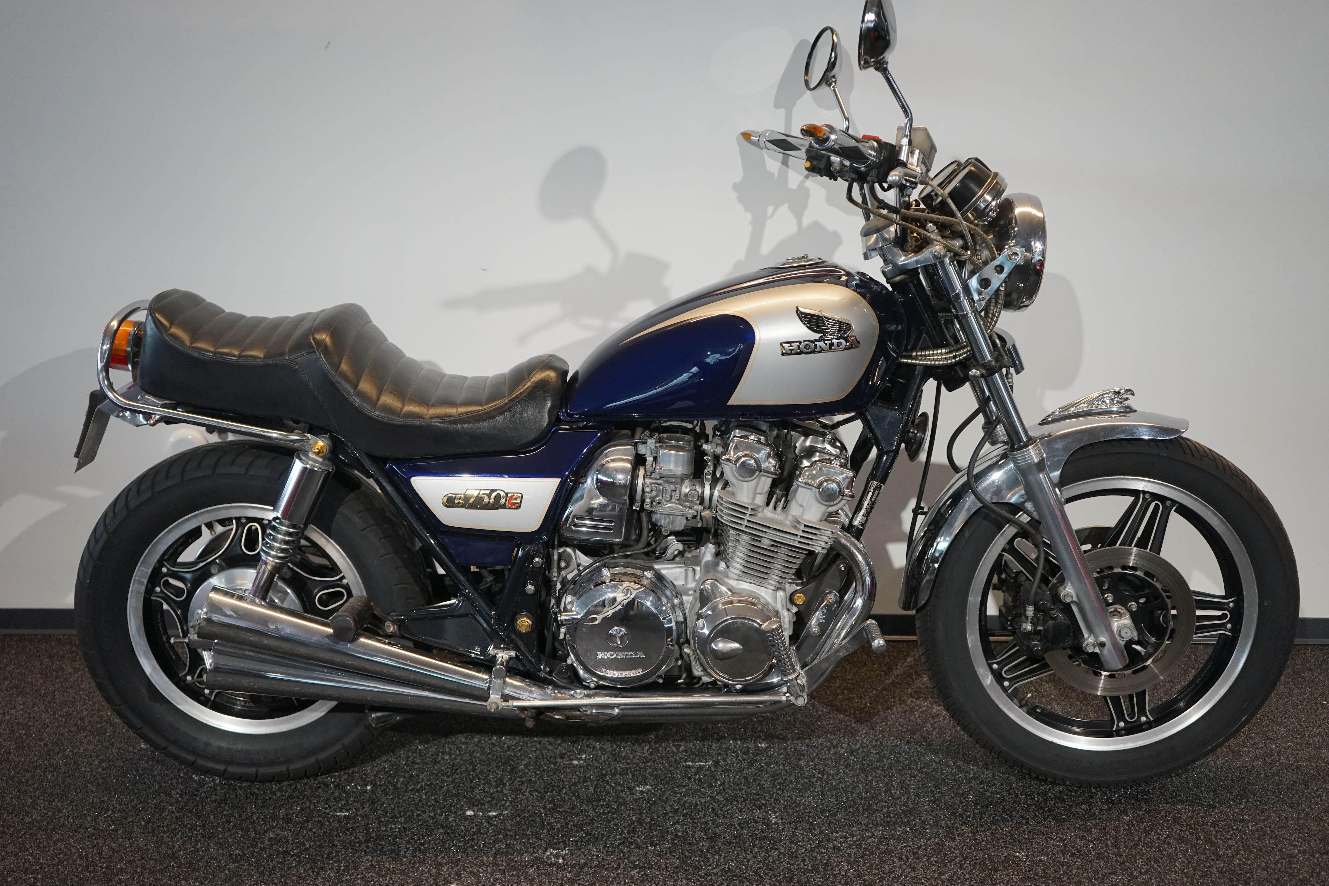 Bonhams Cars : c.1981 Honda CB750C Custom Frame no. RC06-2005415 Engine ...
