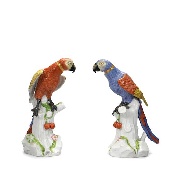 Bonhams : A large pair of Samson models of parrots, late 19th century