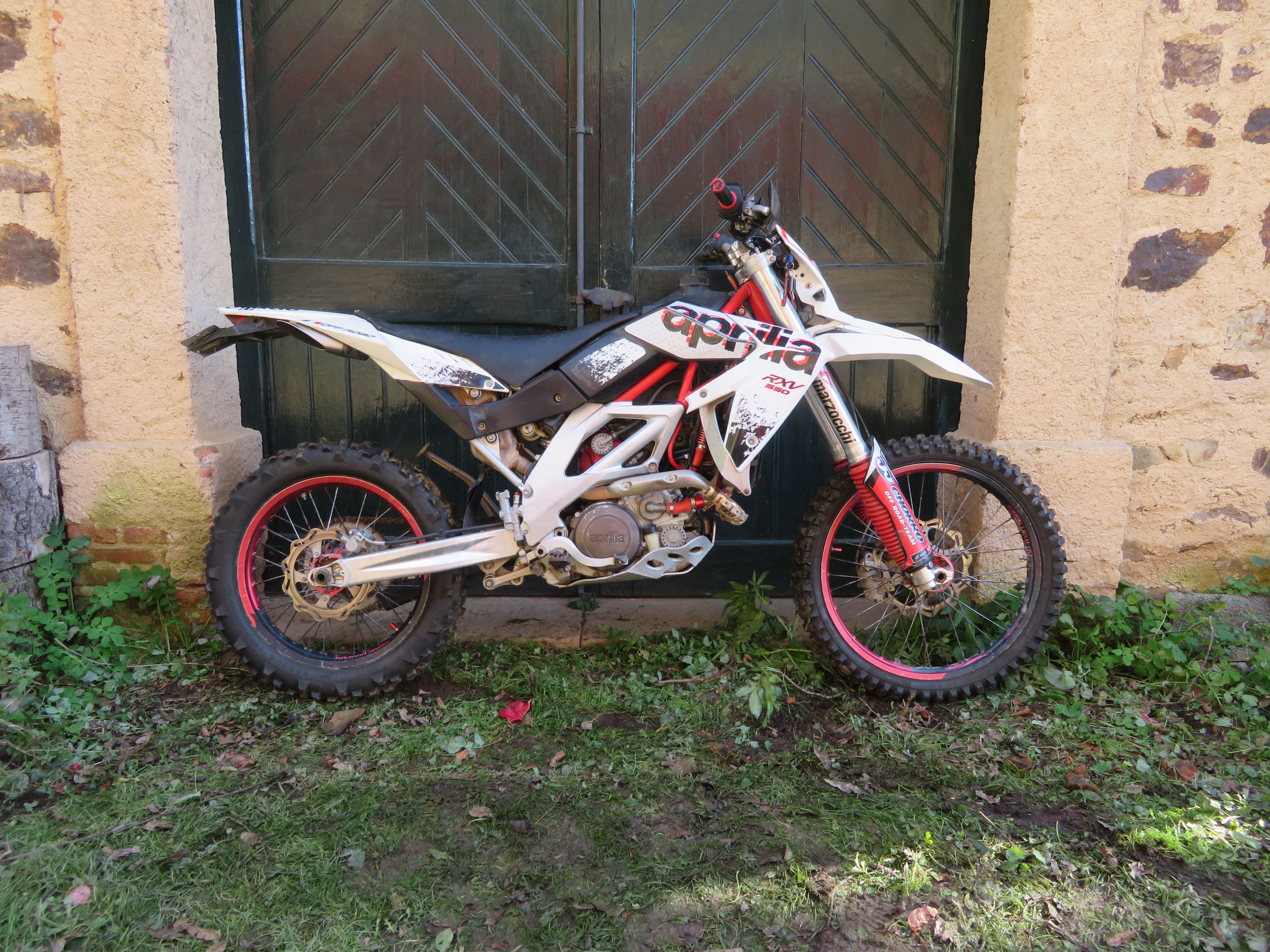 Bonhams Cars : c.2008 Aprilia 550cc RXV 550 Enduro Frame no ...