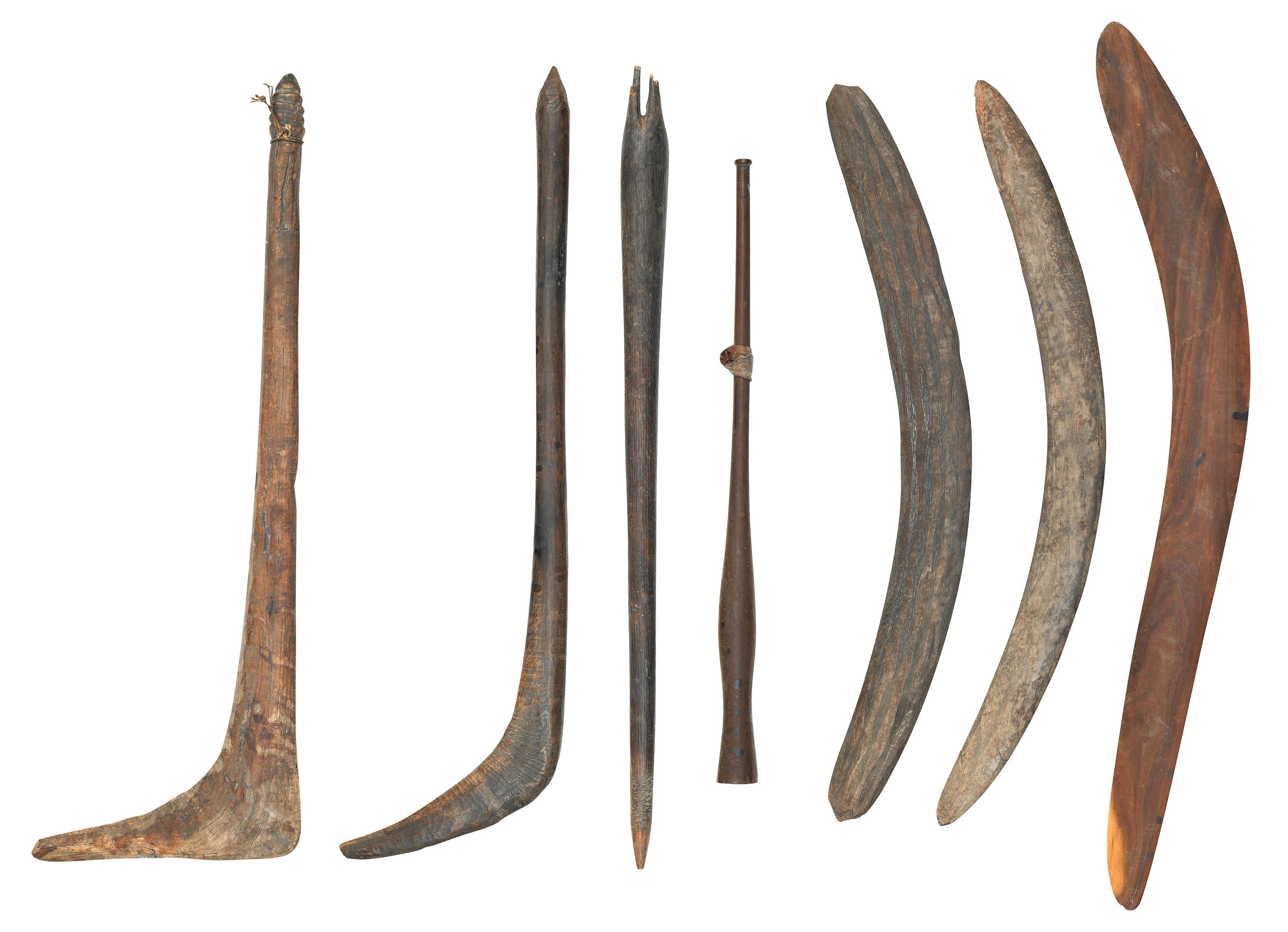 Bonhams : A collection of aboriginal clubs and boomerangs (7)