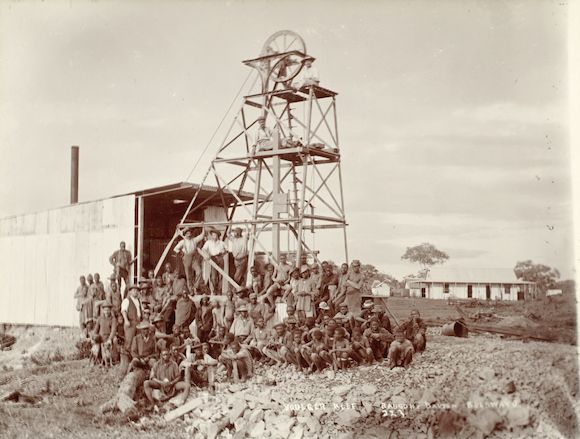 Bonhams : PHOTOGRAPHY - ZIMBABWE AND SECOND MATABELE WAR RAUSCH (W., of ...
