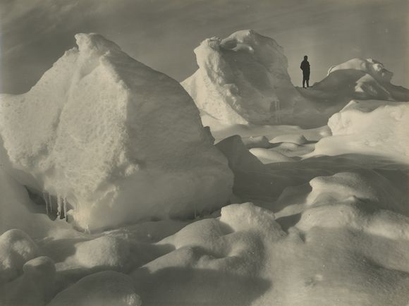 Bonhams : HURLEY (FRANK) A good collection of 20 views from Shackletons ...