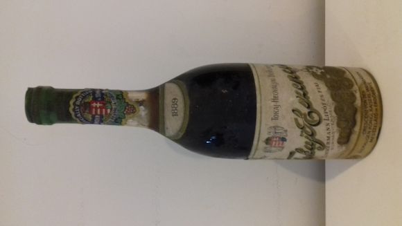 Bonhams : Tokaji Eszencia 1889, Bottled by Leopold Zimmermann & Sohne ...