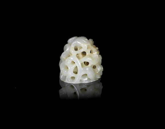 Bonhams : A white jade reticulated hat finial Ming Dynasty (2)