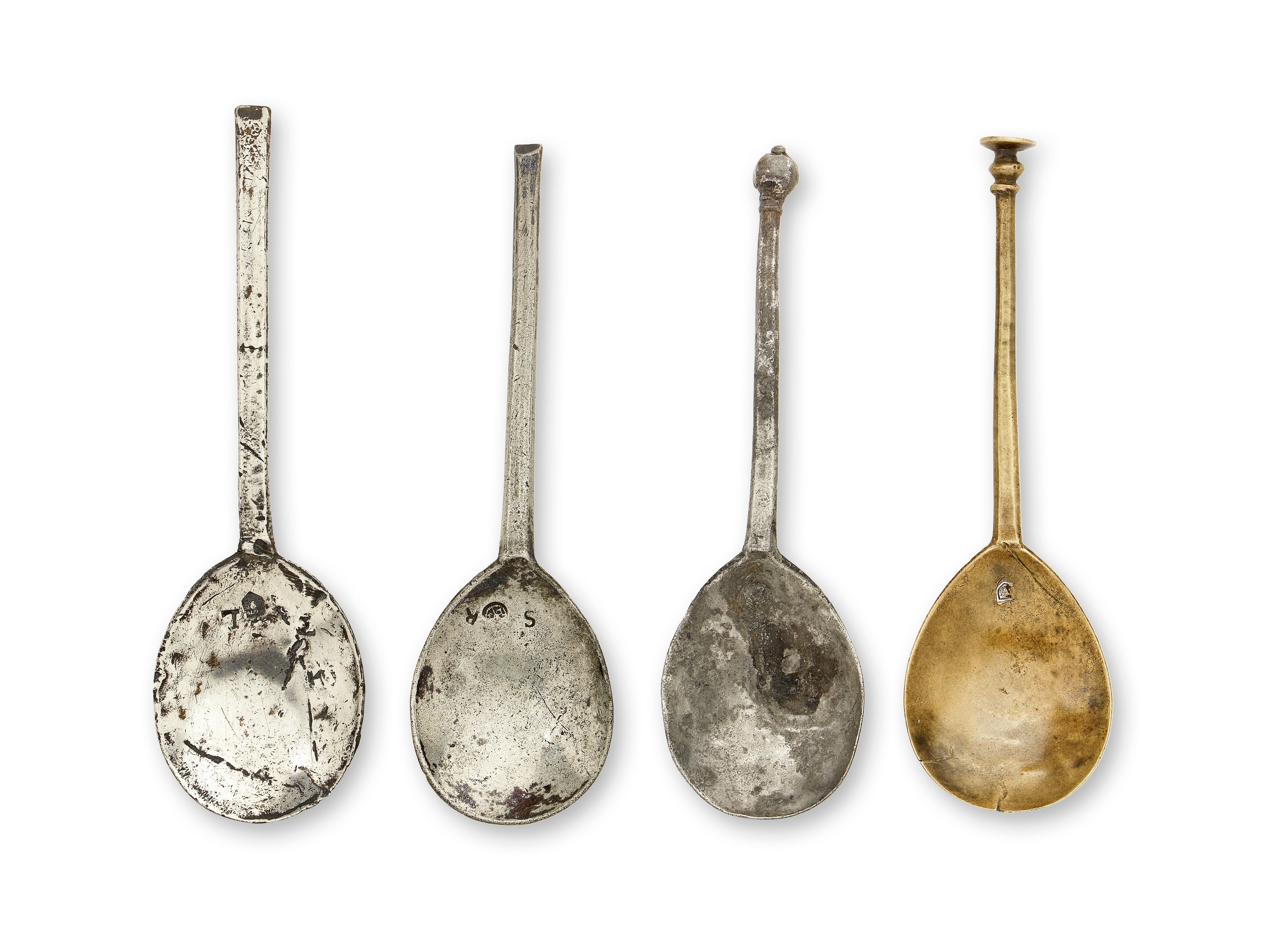 Bonhams : A pewter slip-top spoon, circa 1600 (4)