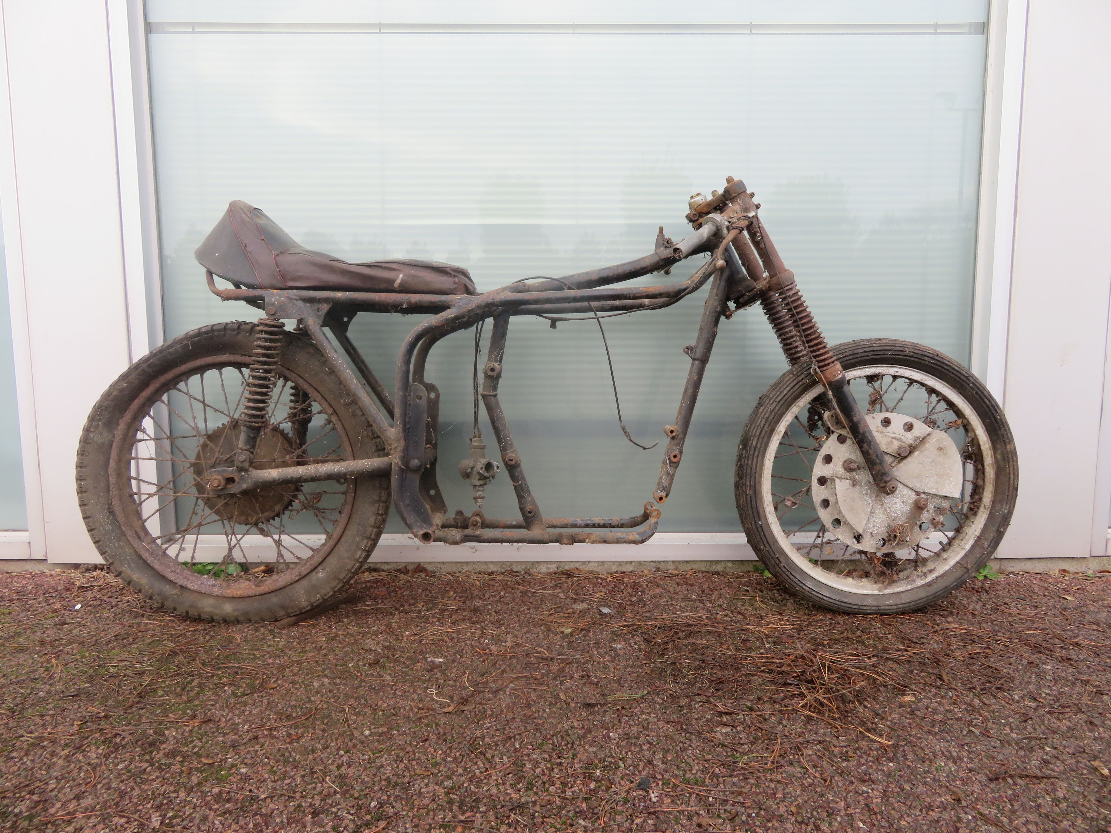 Bonhams Cars : An unidentified racing motorcycle rolling chassis