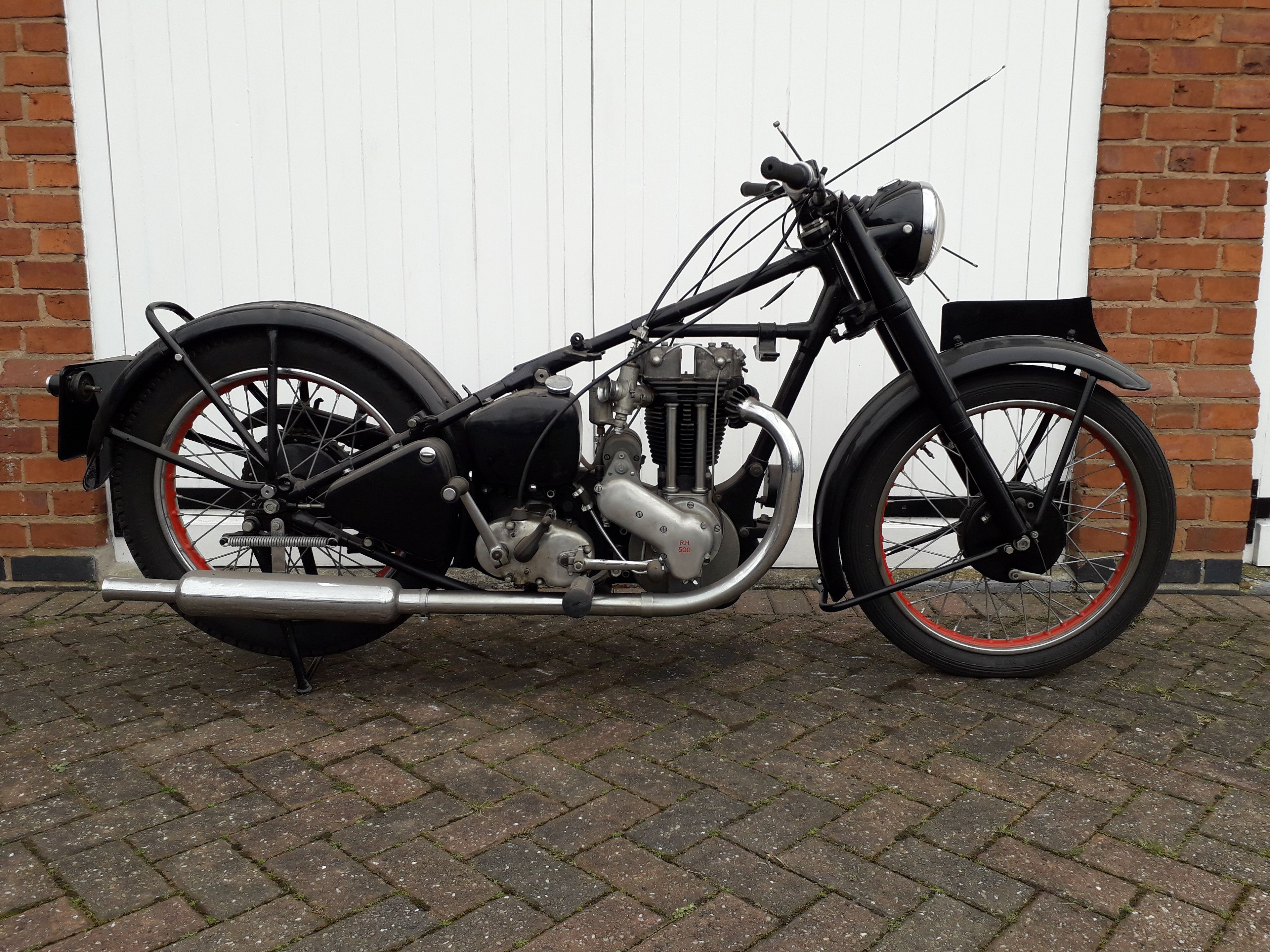 Bonhams Cars : 1946 Ariel 499cc VH2 Red Hunter Project Frame no. BP2441 ...