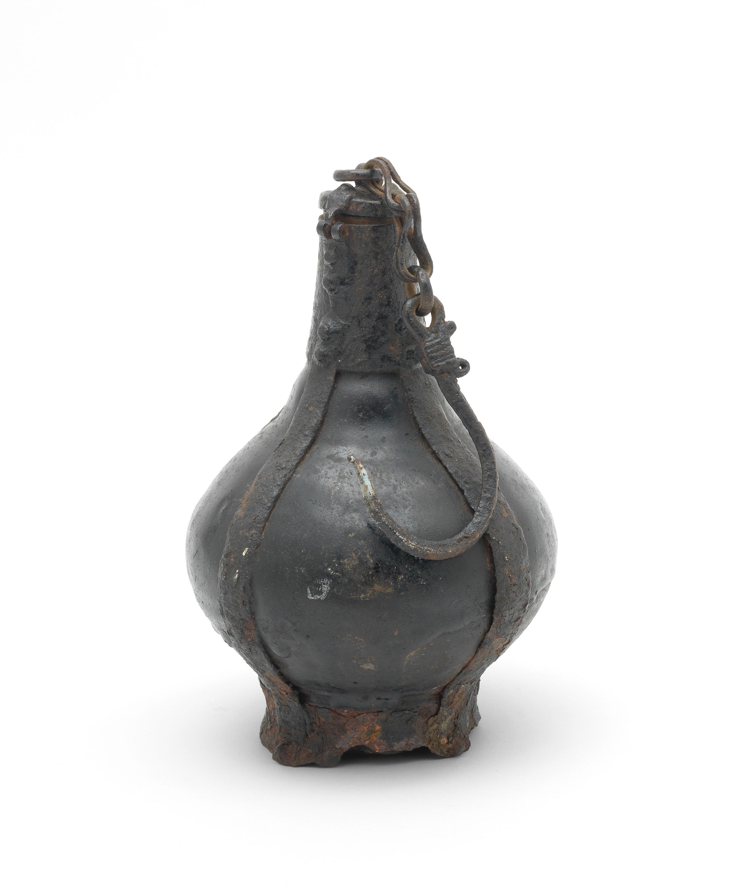 Bonhams : A rare 17th century, or possibly earlier, 'Cistercian'-ware ...