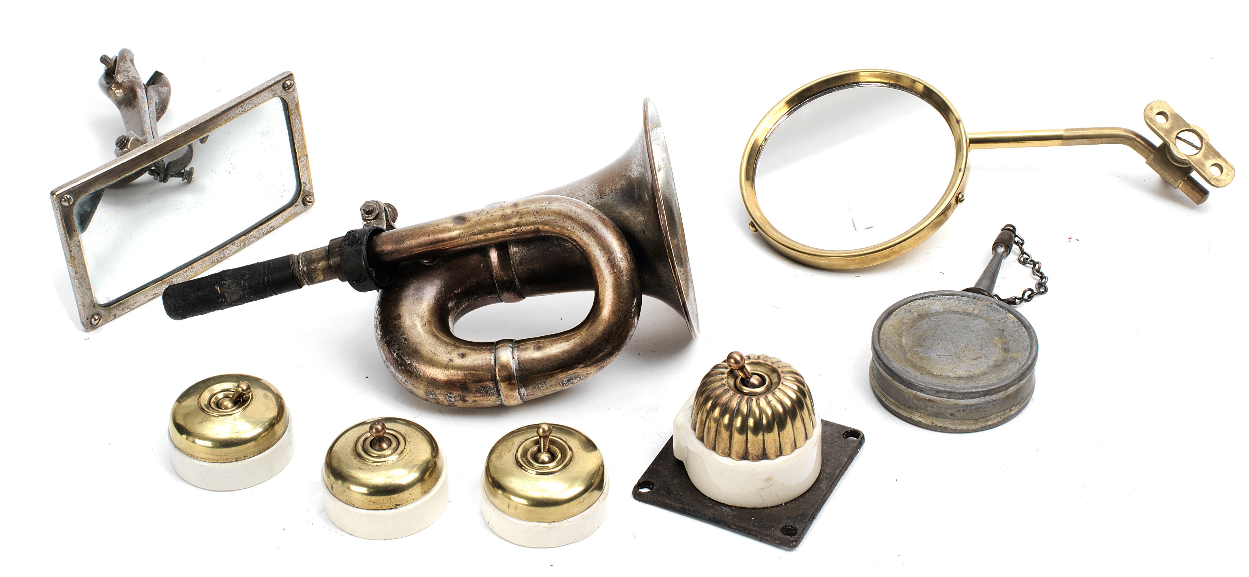 Bonhams Cars : Assorted Edwardian motoring accessories, ((8))