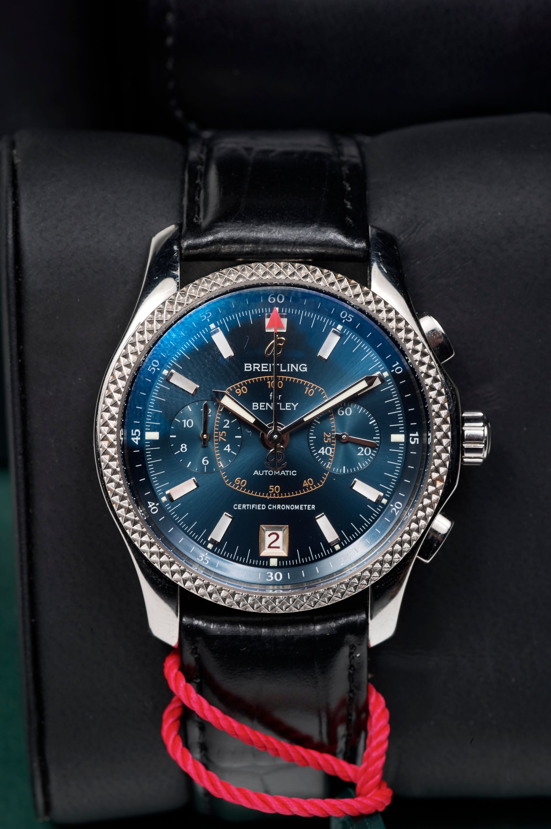 Bonhams Cars : MONTRE BRACELET CHRONOGRAPHE BREITLING POUR LA BENTLEY ...