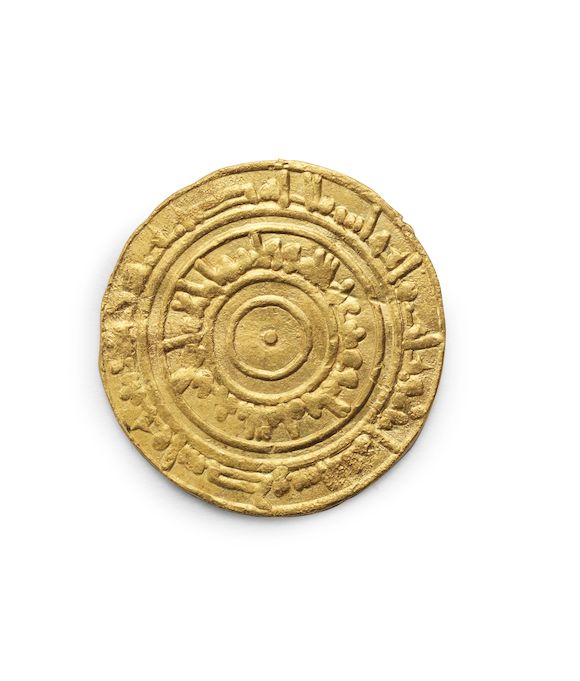 Bonhams : A Fatimid gold dinar from the reign of al-'Aziz (AD 975-996 ...