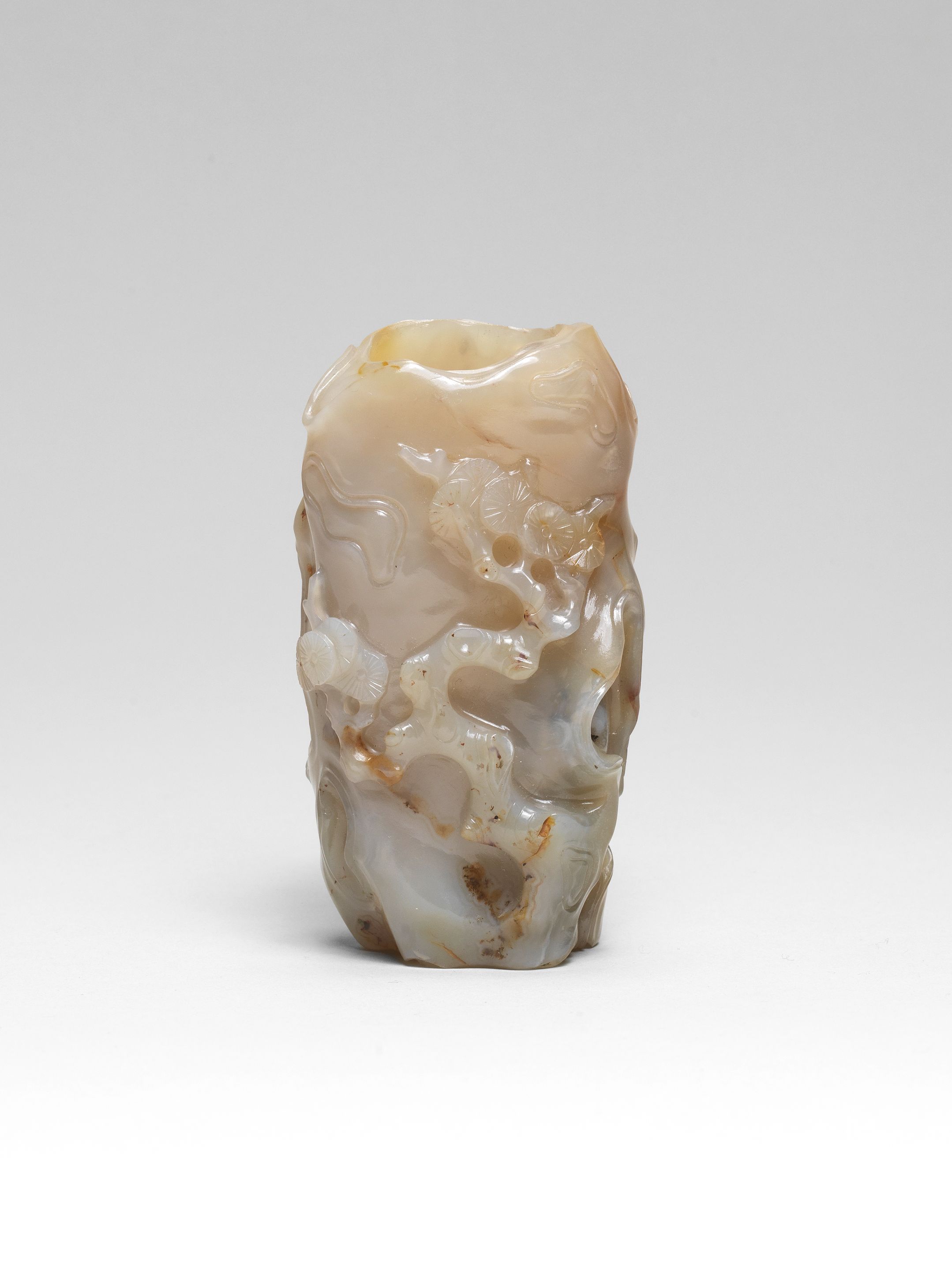 Bonhams : A CARVED AGATE 'PINE TRUNK' VASE 18th century (2)