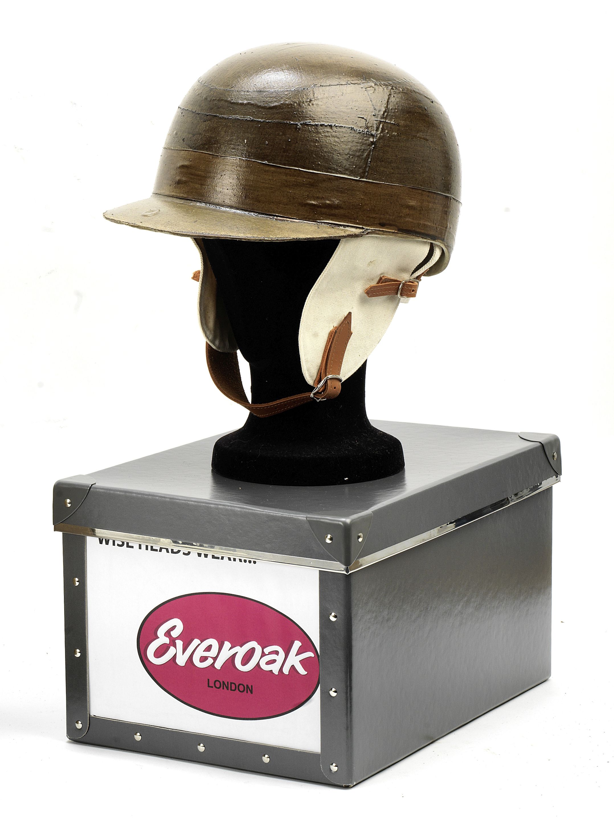 Bonhams Cars : An Everoak classic motor racing helmet, ((Qty))