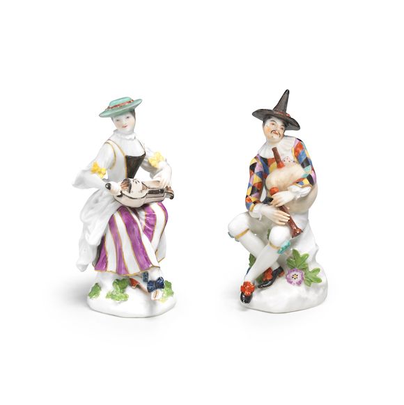Bonhams : A pair of Meissen figures of Harlequin and Columbine playing ...