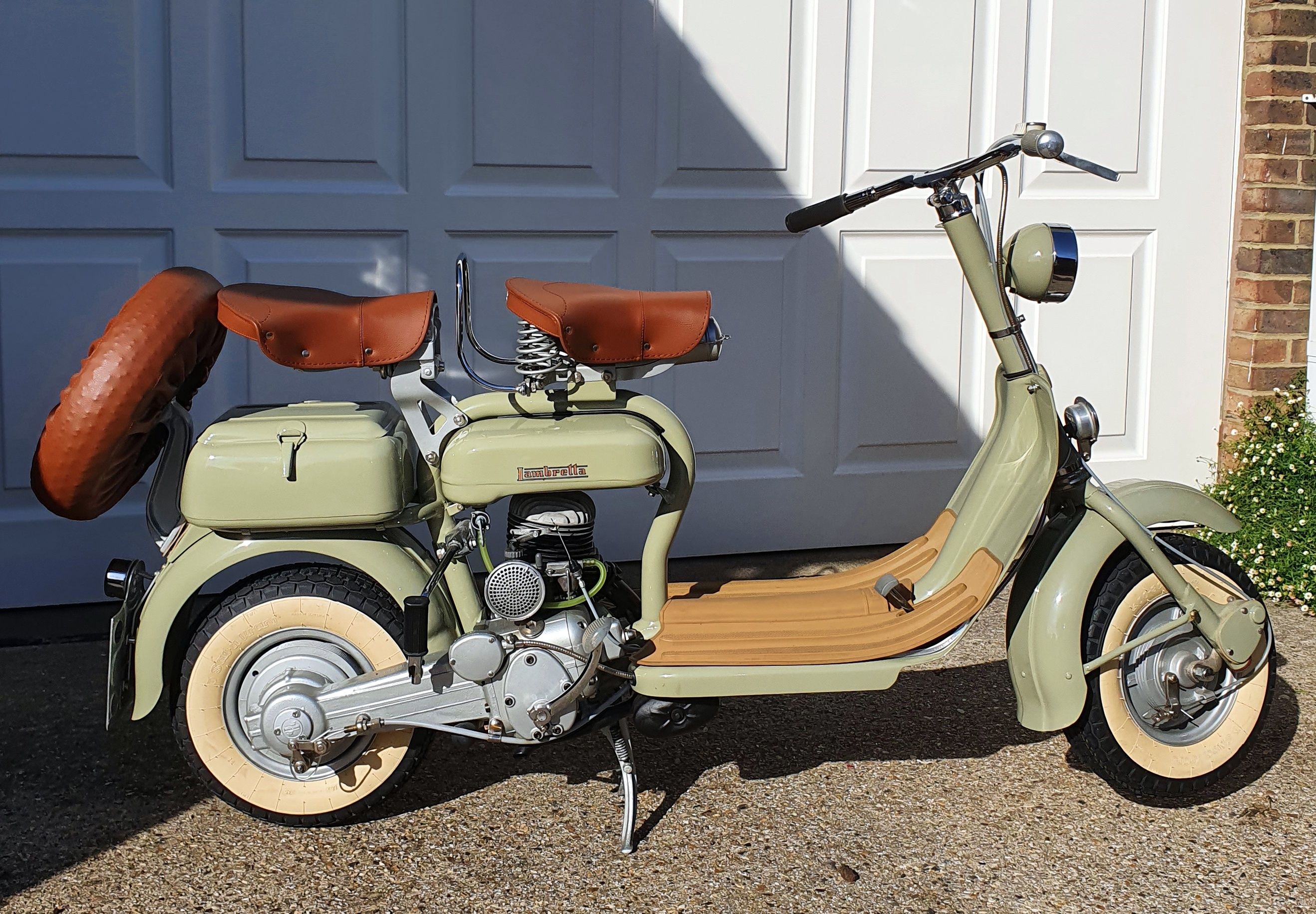 Bonhams Cars : 1952 Lambretta D 125 Frame no. 05221 Engine no. 33830