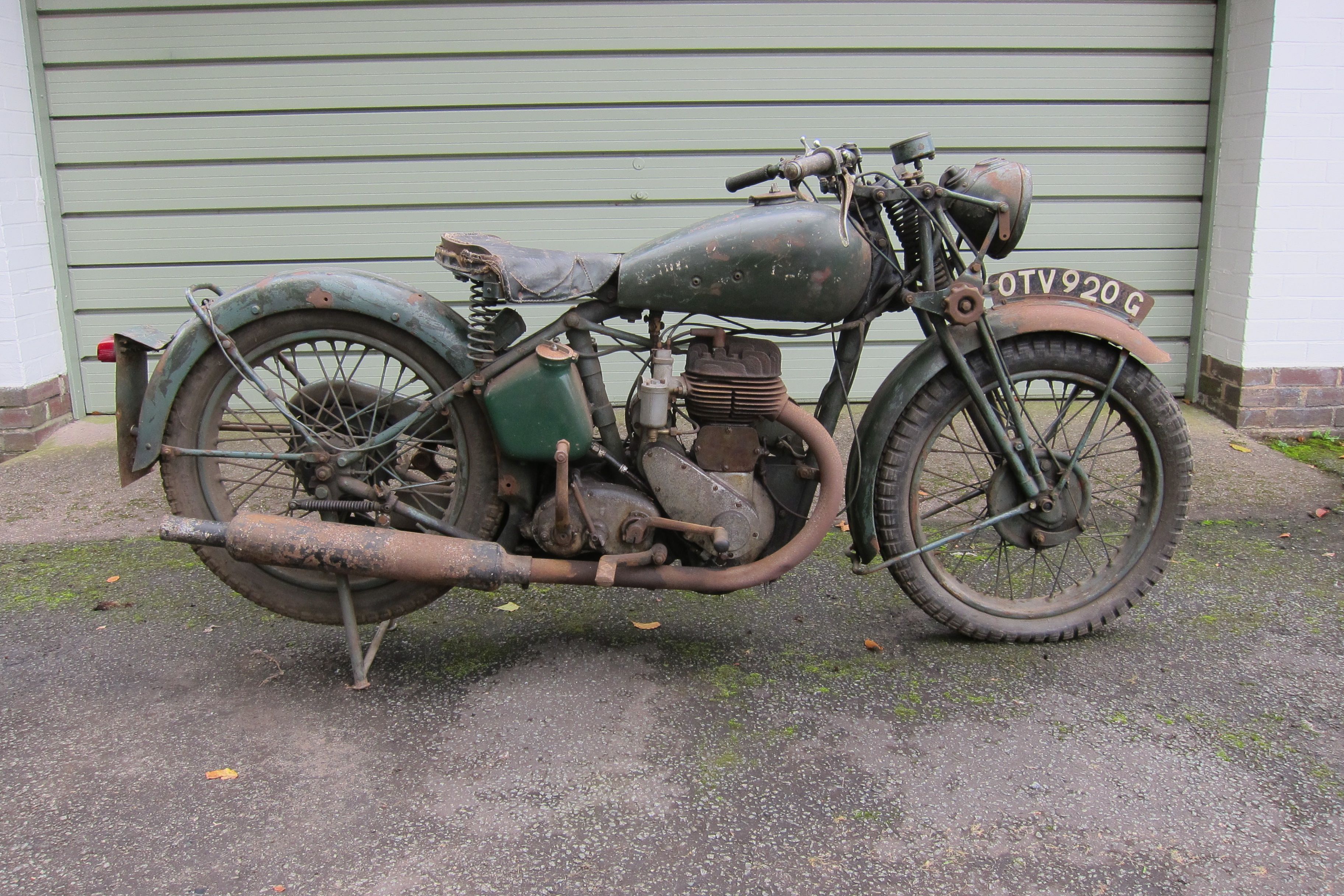 Bonhams Cars : c.1944 BSA 496cc Ex-WD M20 Frame no. WM20 110090 Engine ...