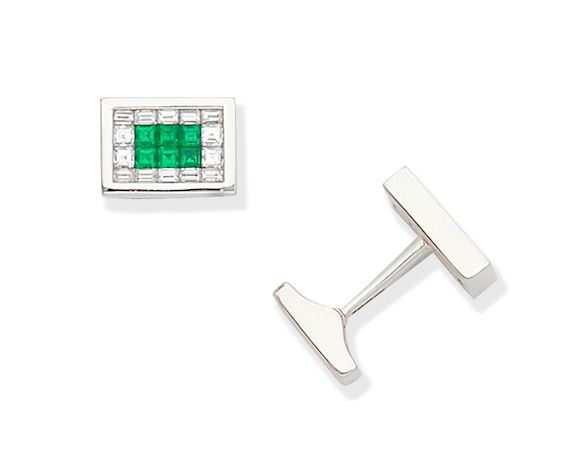 Bonhams : GRAFF: Emerald and diamond cufflinks